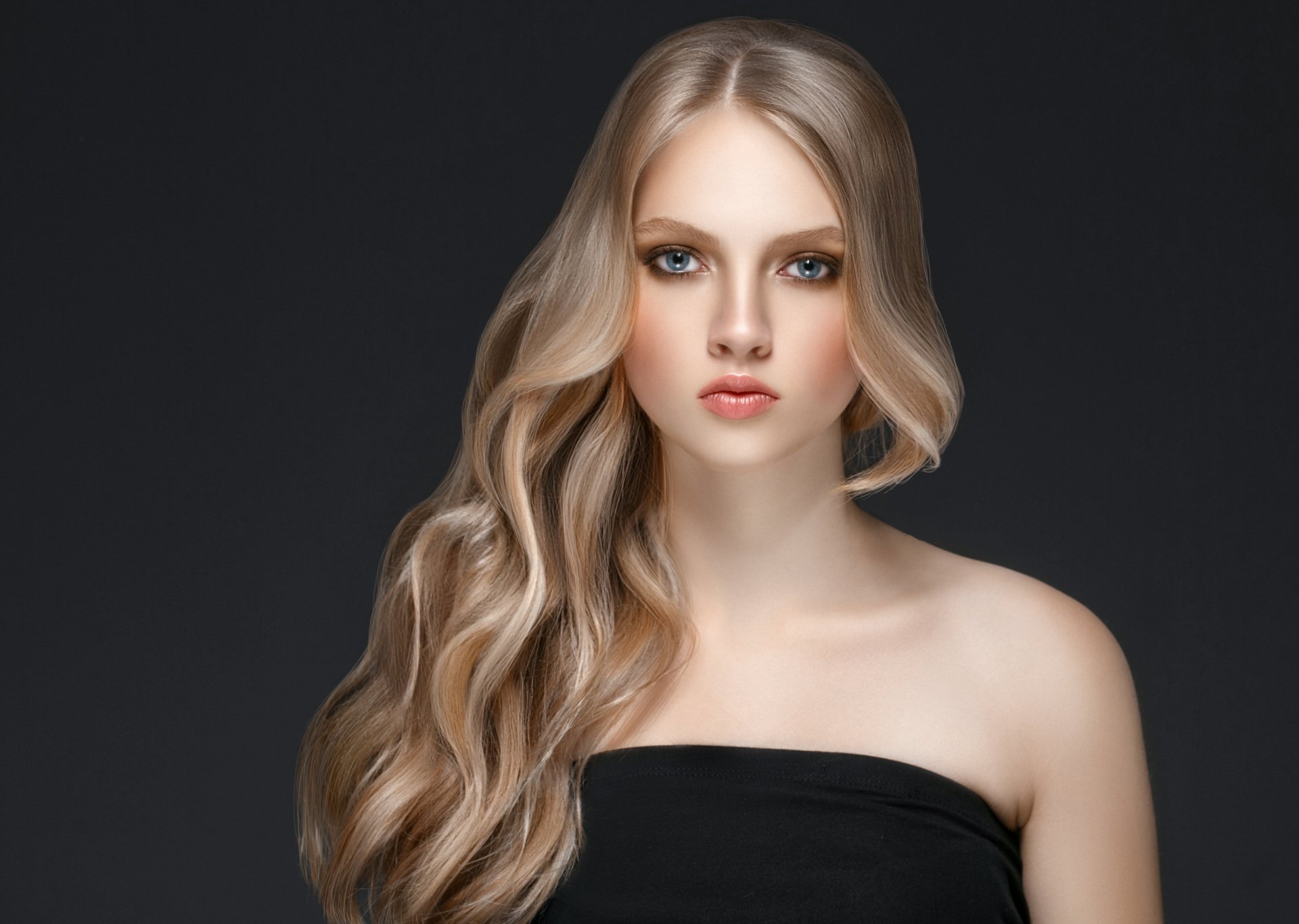 Download Long Hair Blue Eyes Blonde Woman Model Hd Wallpaper