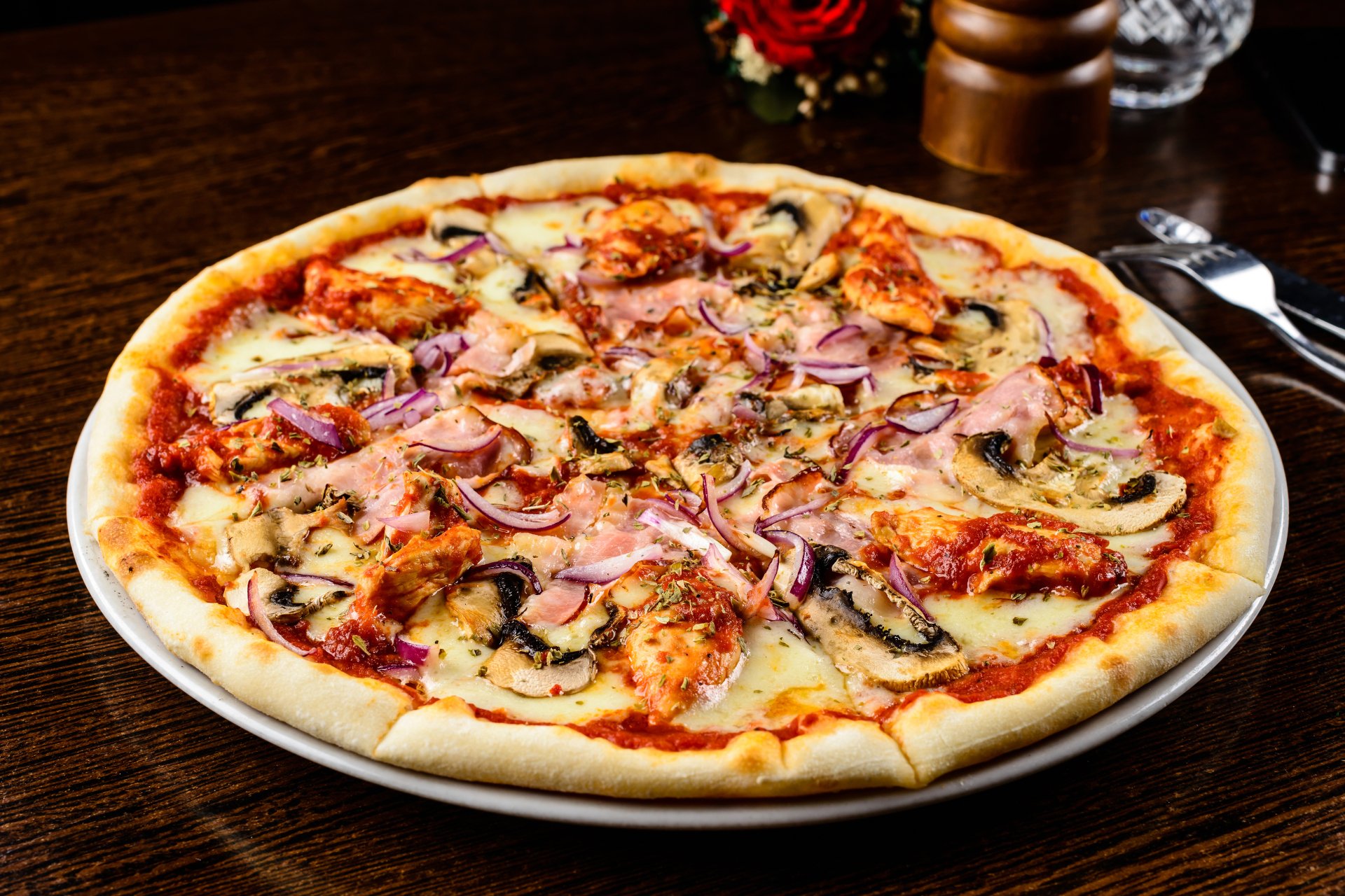 Download Food Pizza 4k Ultra HD Wallpaper | 5616x3744 | Wallpaper Abyss