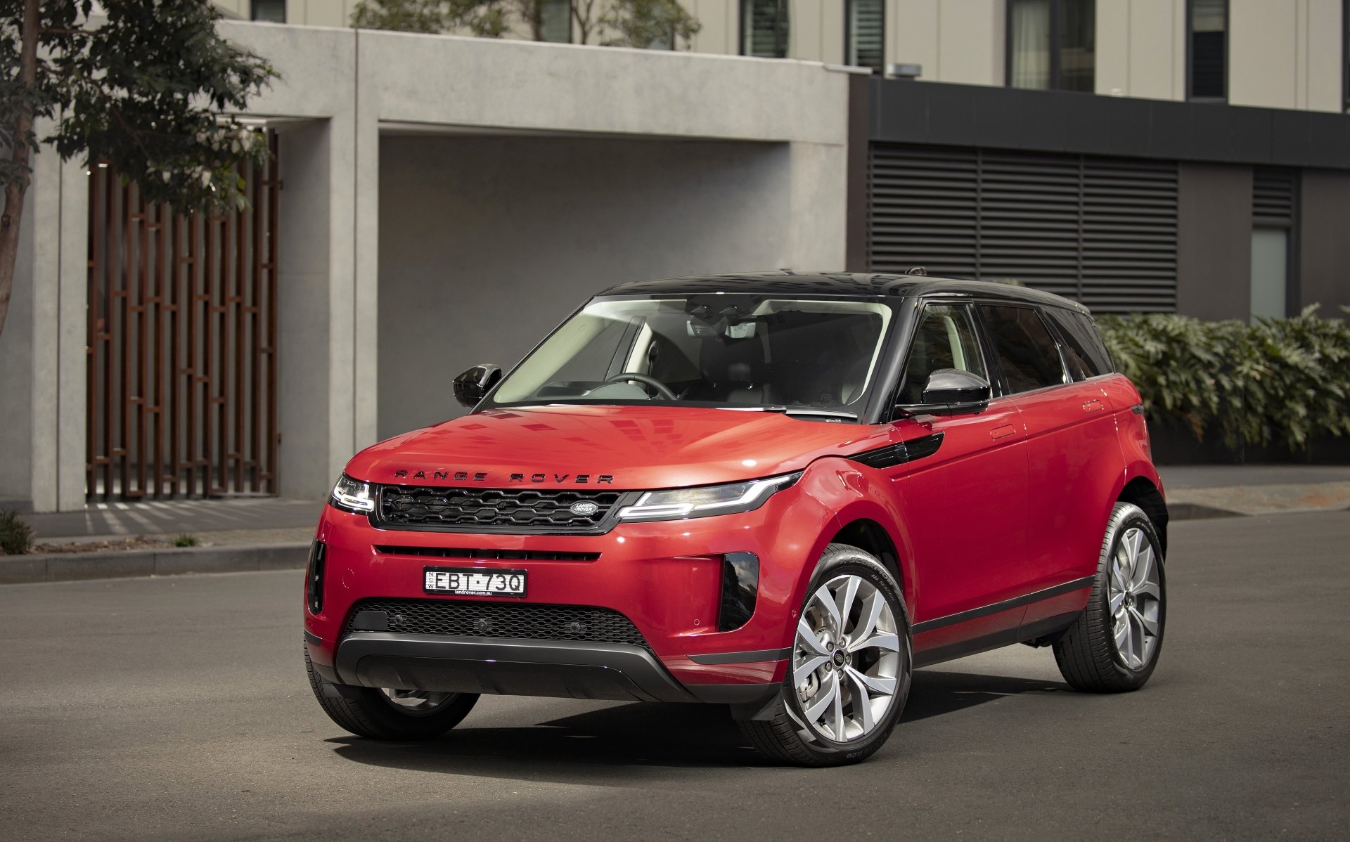 Download SUV Car Land Rover Vehicle Range Rover 4k Ultra HD Wallpaper