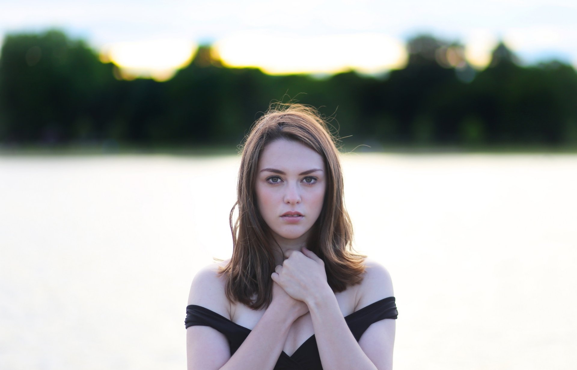 Download Model Depth Of Field Brunette Woman Imogen Dyer HD Wallpaper