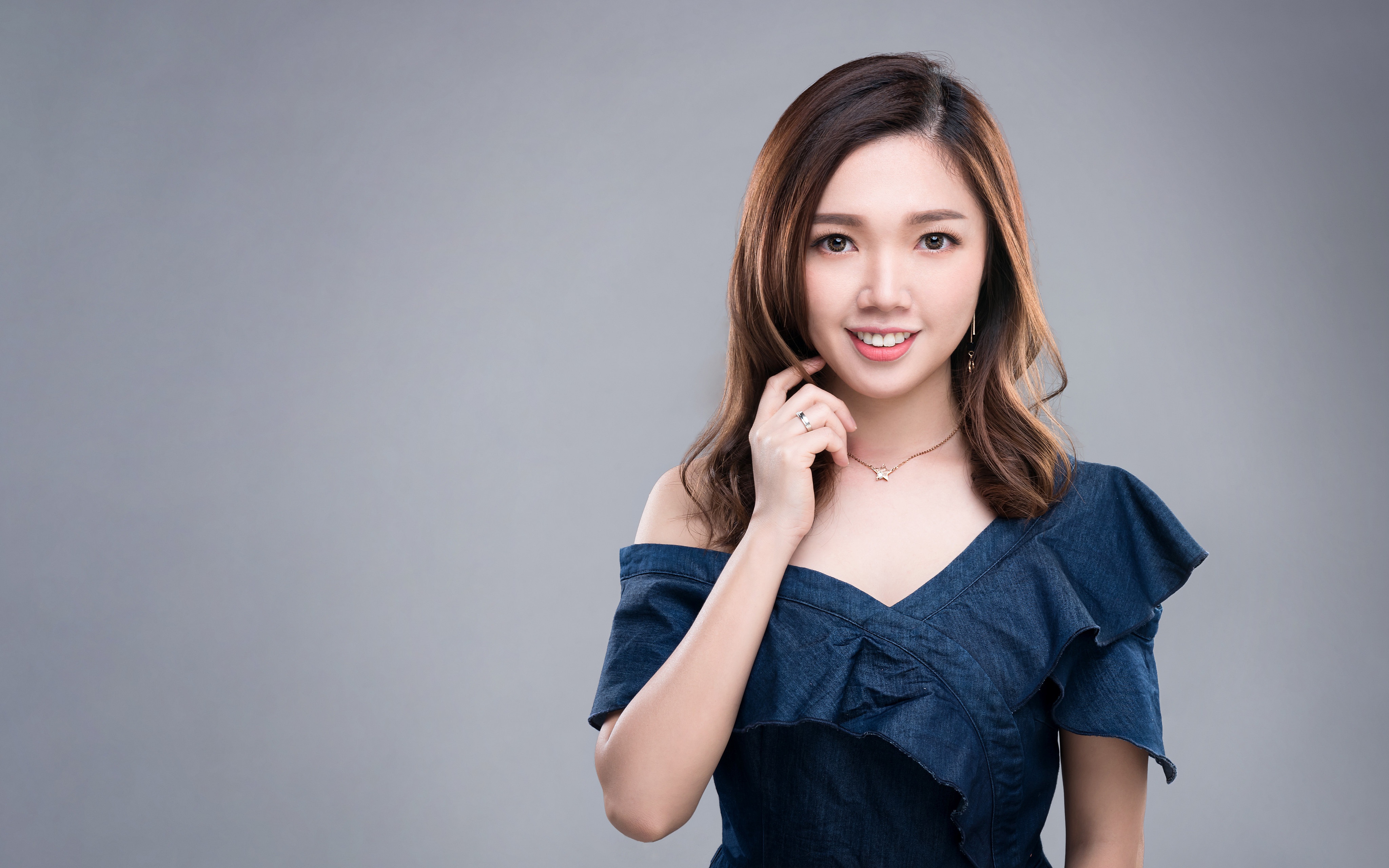 Download Brunette Smile Model Woman Asian 4k Ultra HD Wallpaper