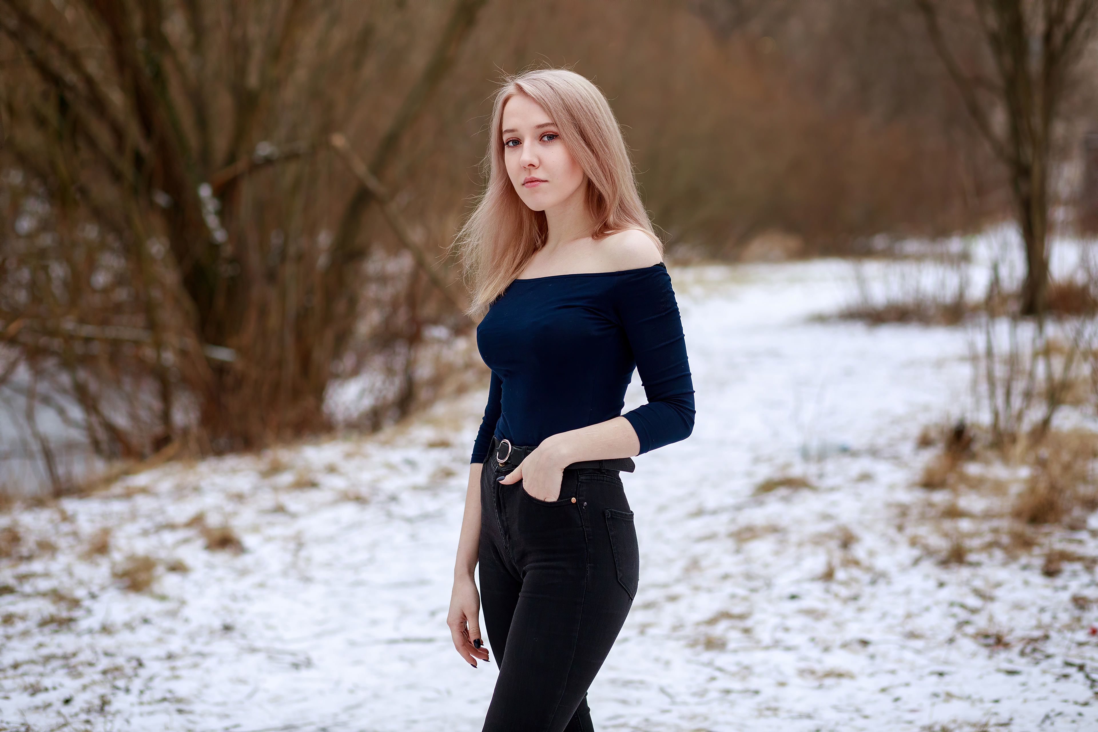 Download Depth Of Field Blonde Woman Model 4k Ultra HD Wallpaper