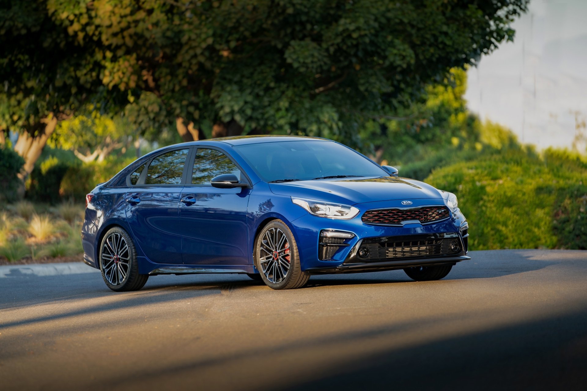 Download Compact Car Car Kia Vehicle Kia Forte 4k Ultra HD Wallpaper