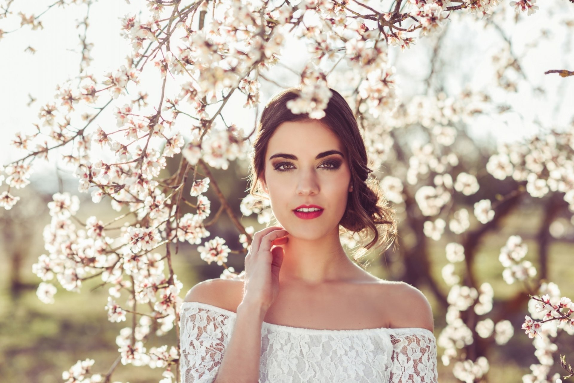 Download Blossom Spring Woman Model HD Wallpaper