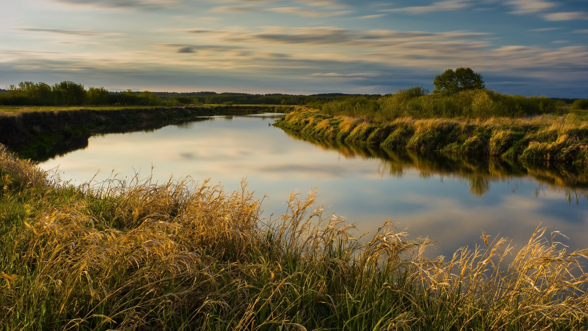 Sunlit Riverbend - 4K Ultra HD Nature Wallpaper | 3840x2160 | Wallpaper ...