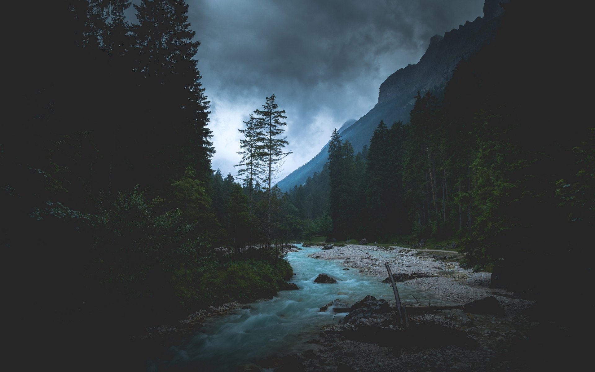 Twilight Bavarian River — 4K Forest Wallpaper | 3840x2400 | Wallpaper Abyss