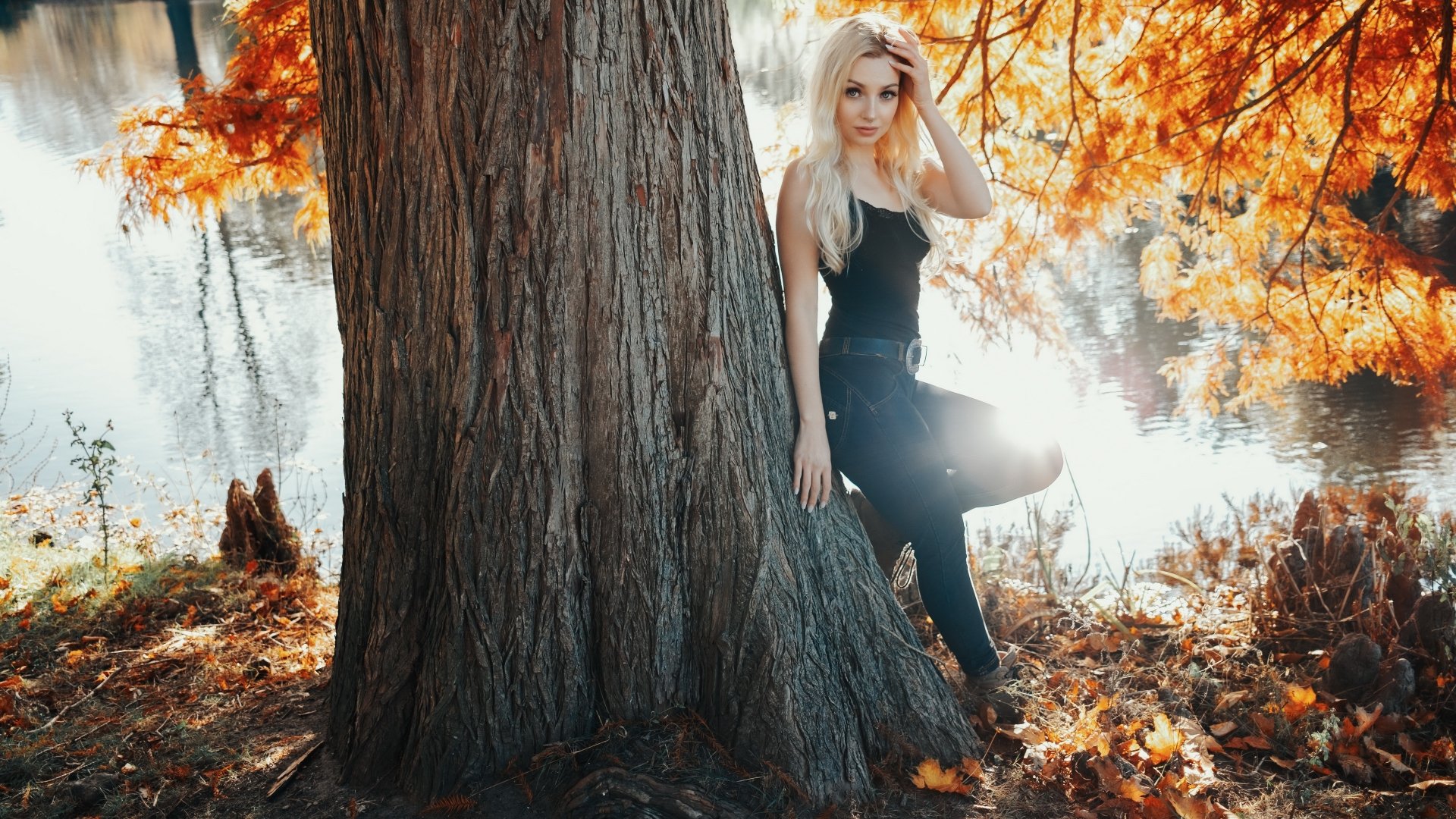 Autumn Blonde Muse — Long-Hair Model 4K Ultra HD Wallpaper