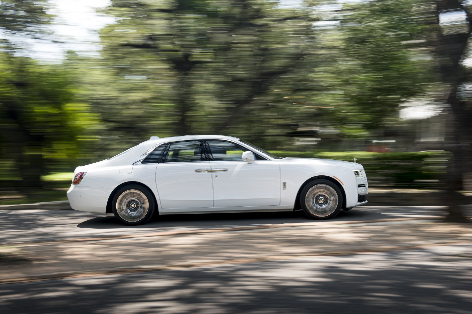 Download White Car Car Rolls-Royce Vehicle Rolls-Royce Ghost 8k Ultra ...