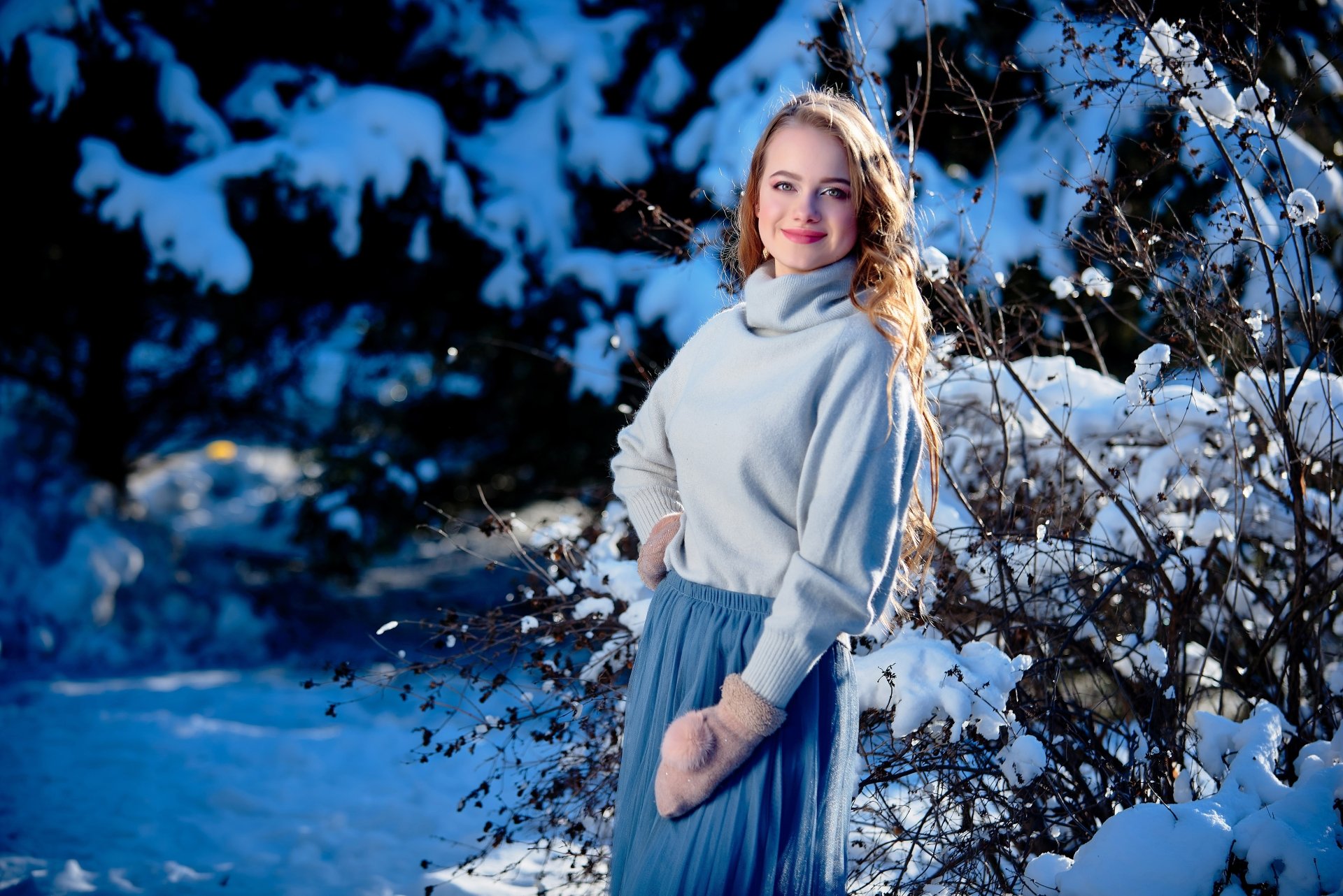 Download Lipstick Winter Depth Of Field Woman Model 4k Ultra HD Wallpaper