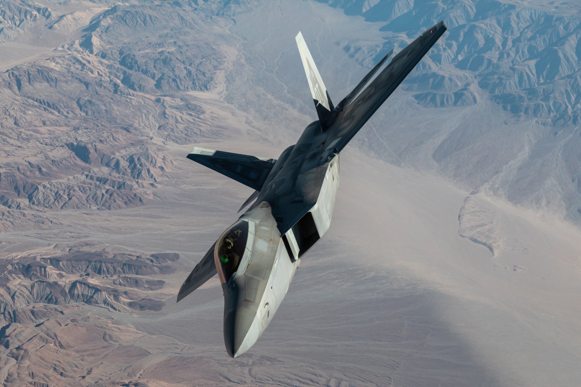 F-22 Raptor Stealth Jet Fighter 4K Ultra HD Military Warplane Wallpaper ...
