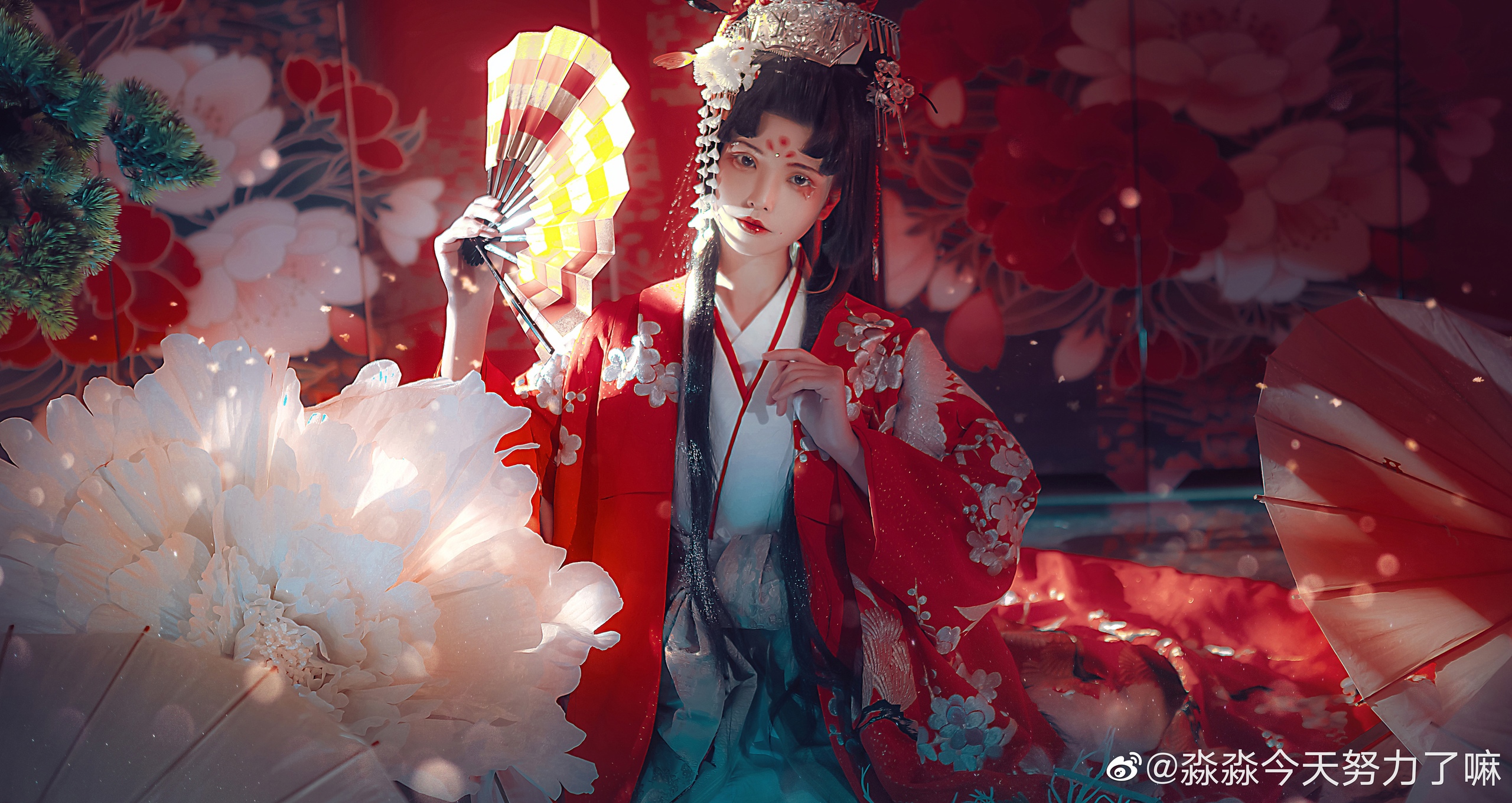 Download Fan Kimono Asian Model Woman Cosplay HD Wallpaper