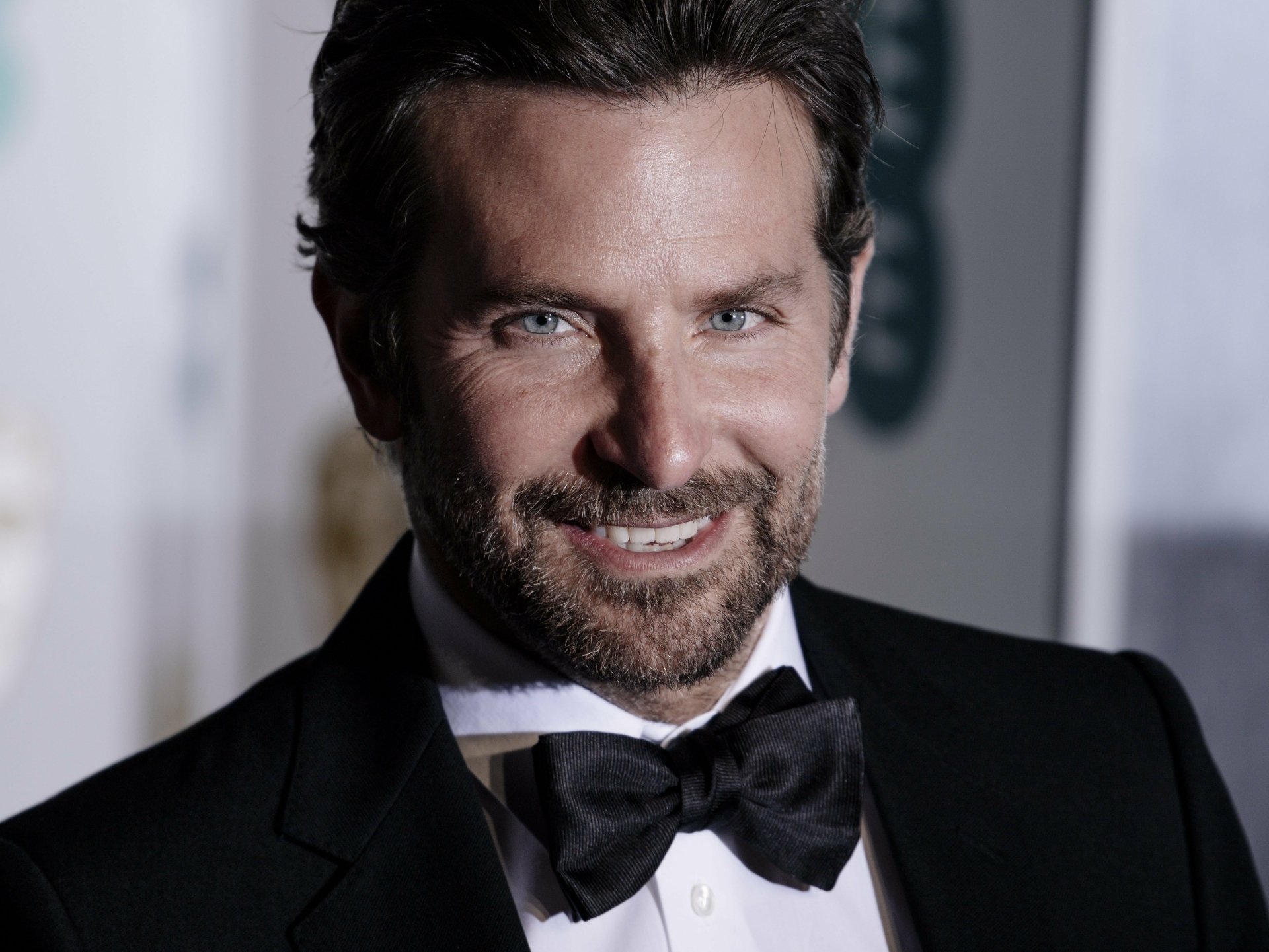 Download Face Smile American Actor Celebrity Bradley Cooper 4k Ultra HD ...