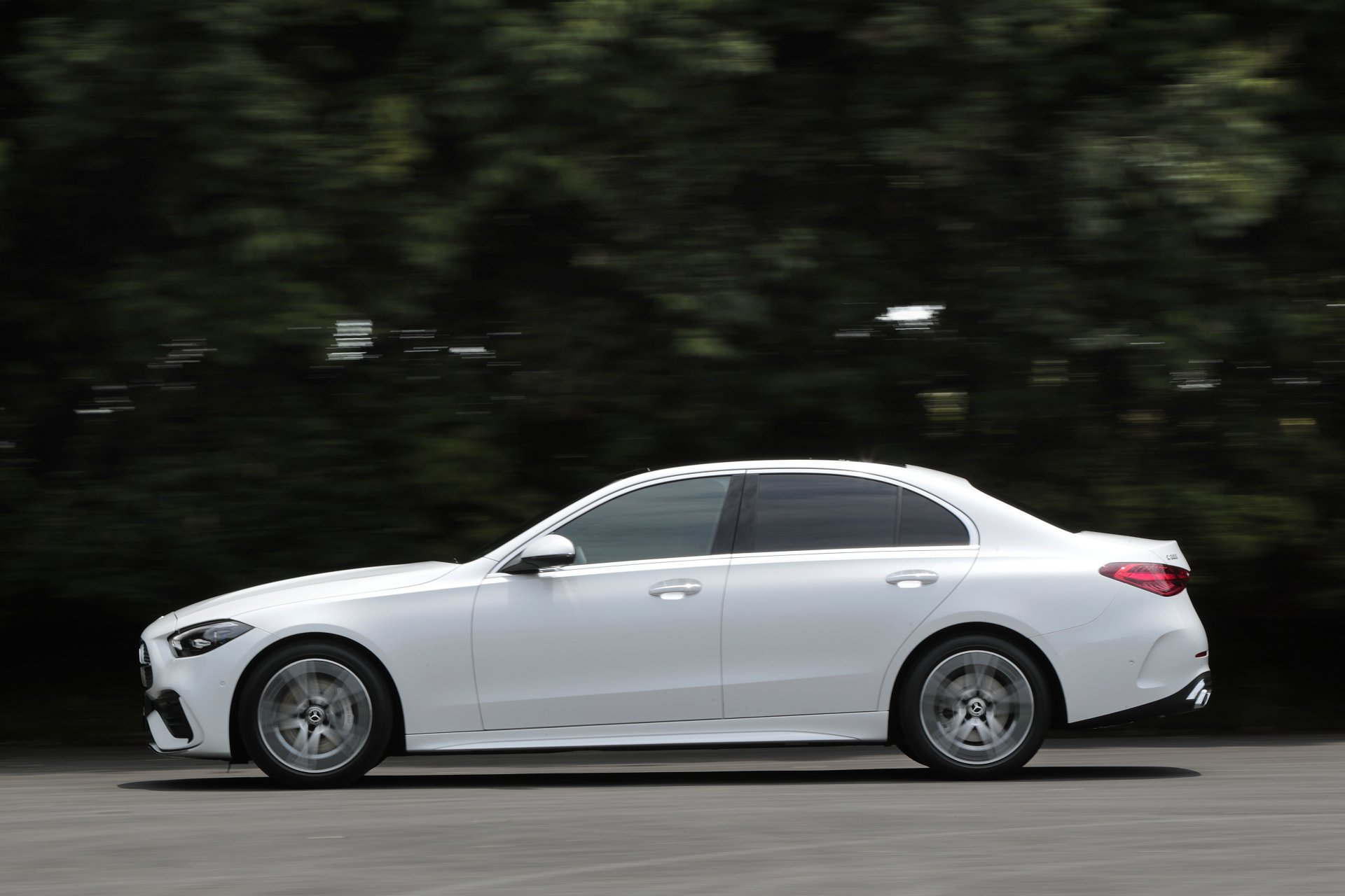 Download Mercedes-Benz Vehicle Mercedes-Benz C-Class 4k Ultra HD Wallpaper