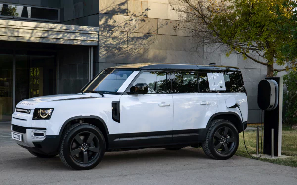 [50+] Land Rover Defender 4k Wallpapers