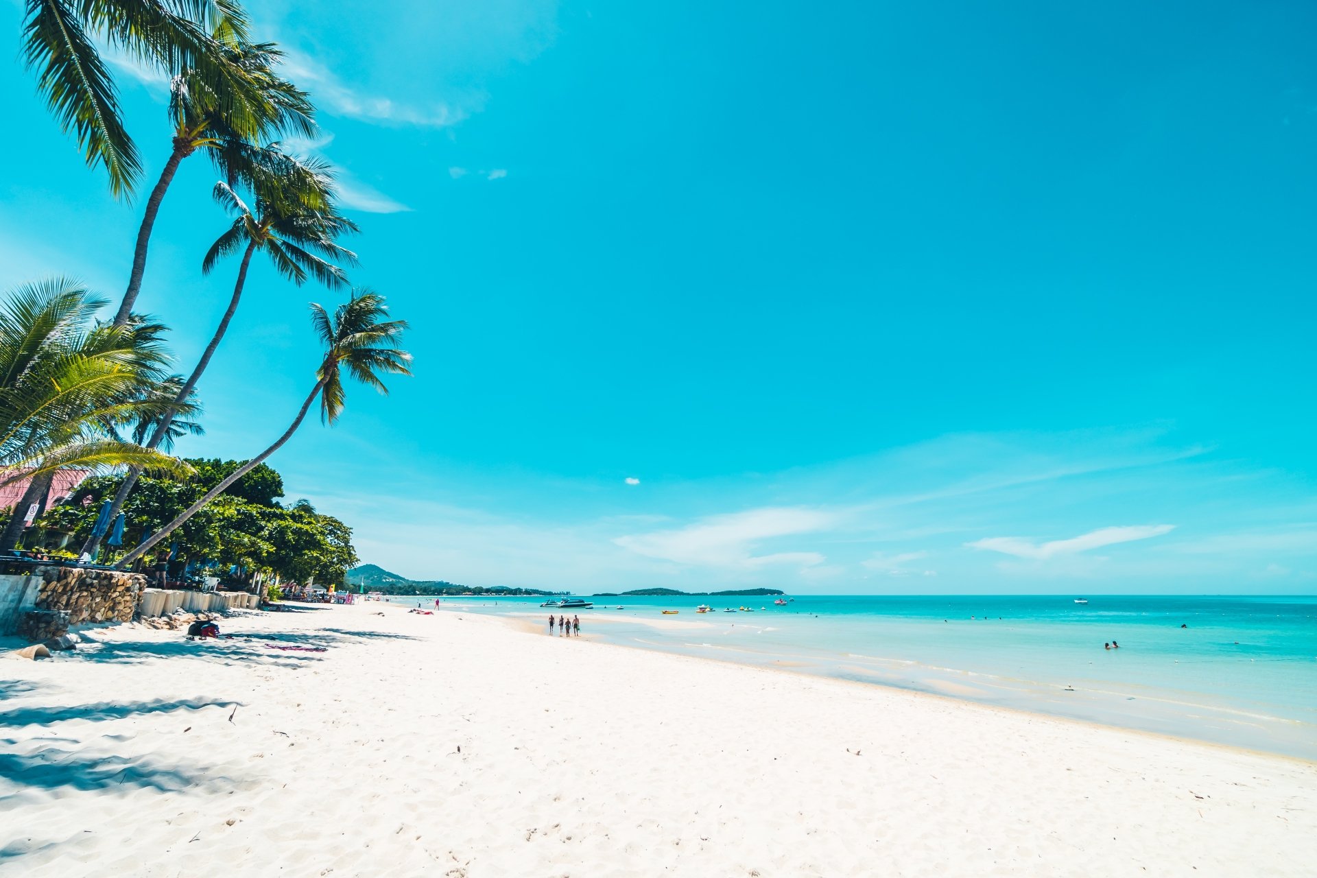 4K Ultra HD Beach Bliss: Stunning Tropical Photography Wallpaper