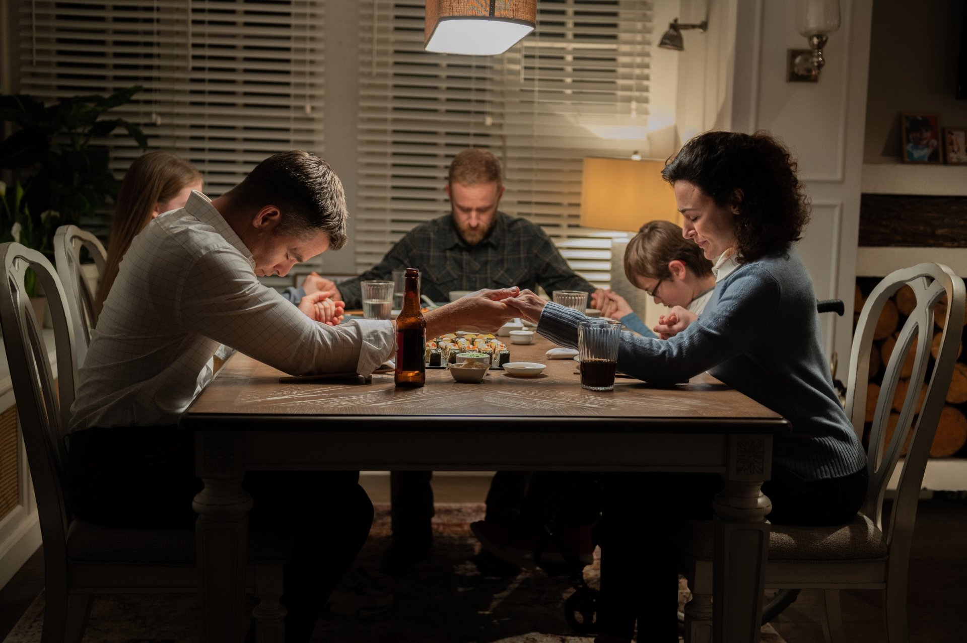 Download Chris Pine Movie The Contractor (2022) 4k Ultra HD Wallpaper