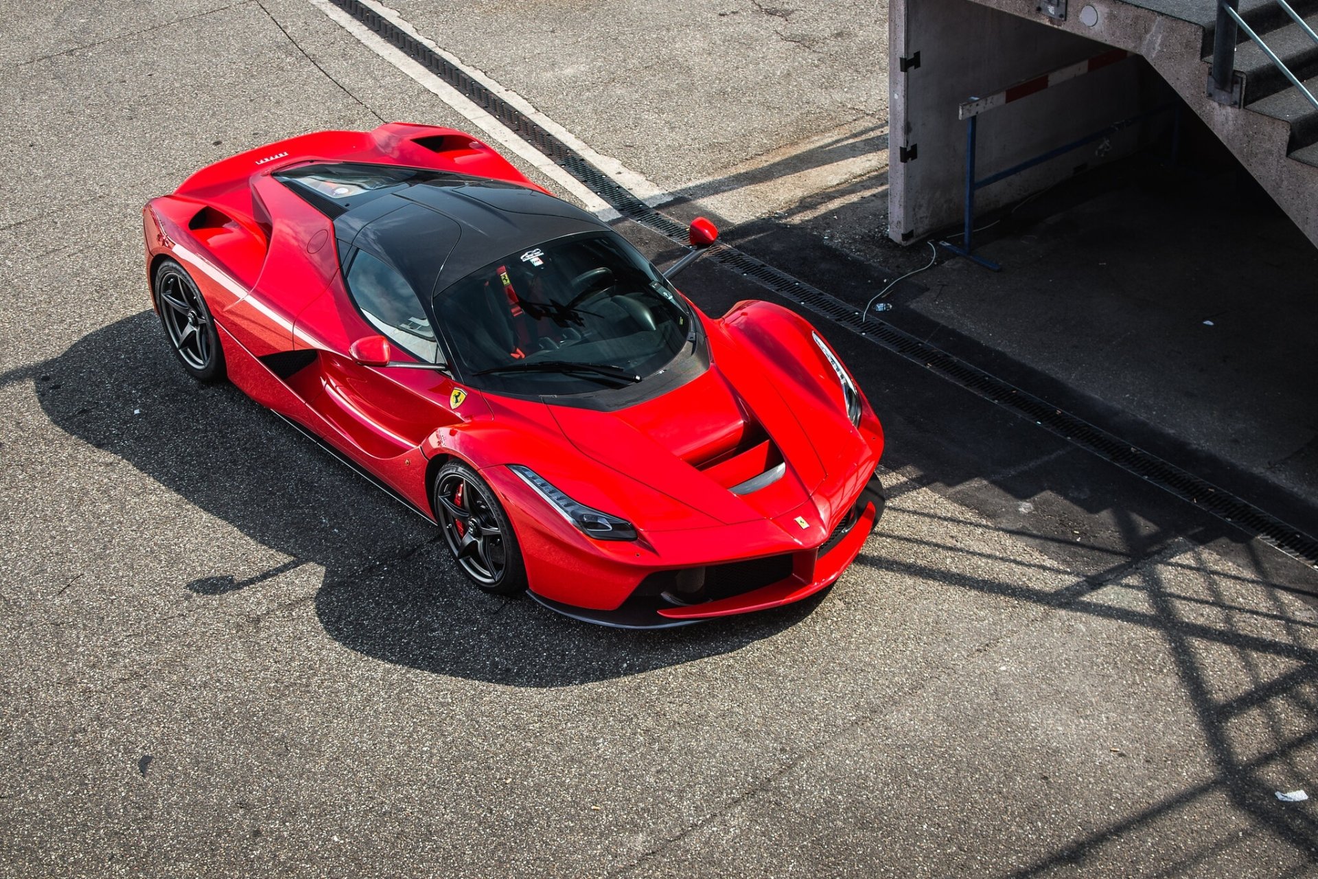 Download Supercar Vehicle Ferrari LaFerrari HD Wallpaper