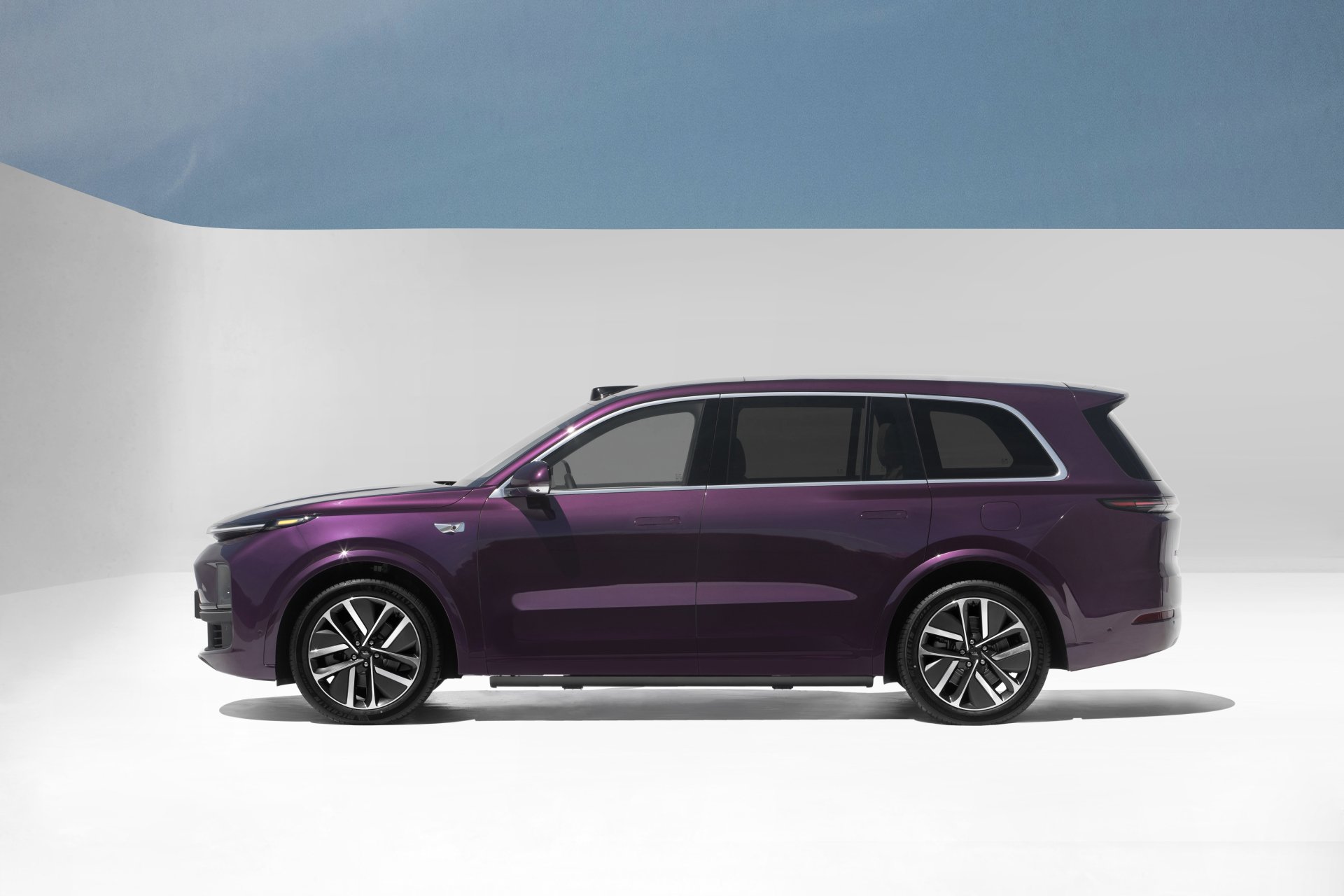 Li L9 - Desktop Wallpapers, Phone Wallpaper, PFP, Gifs, and More!