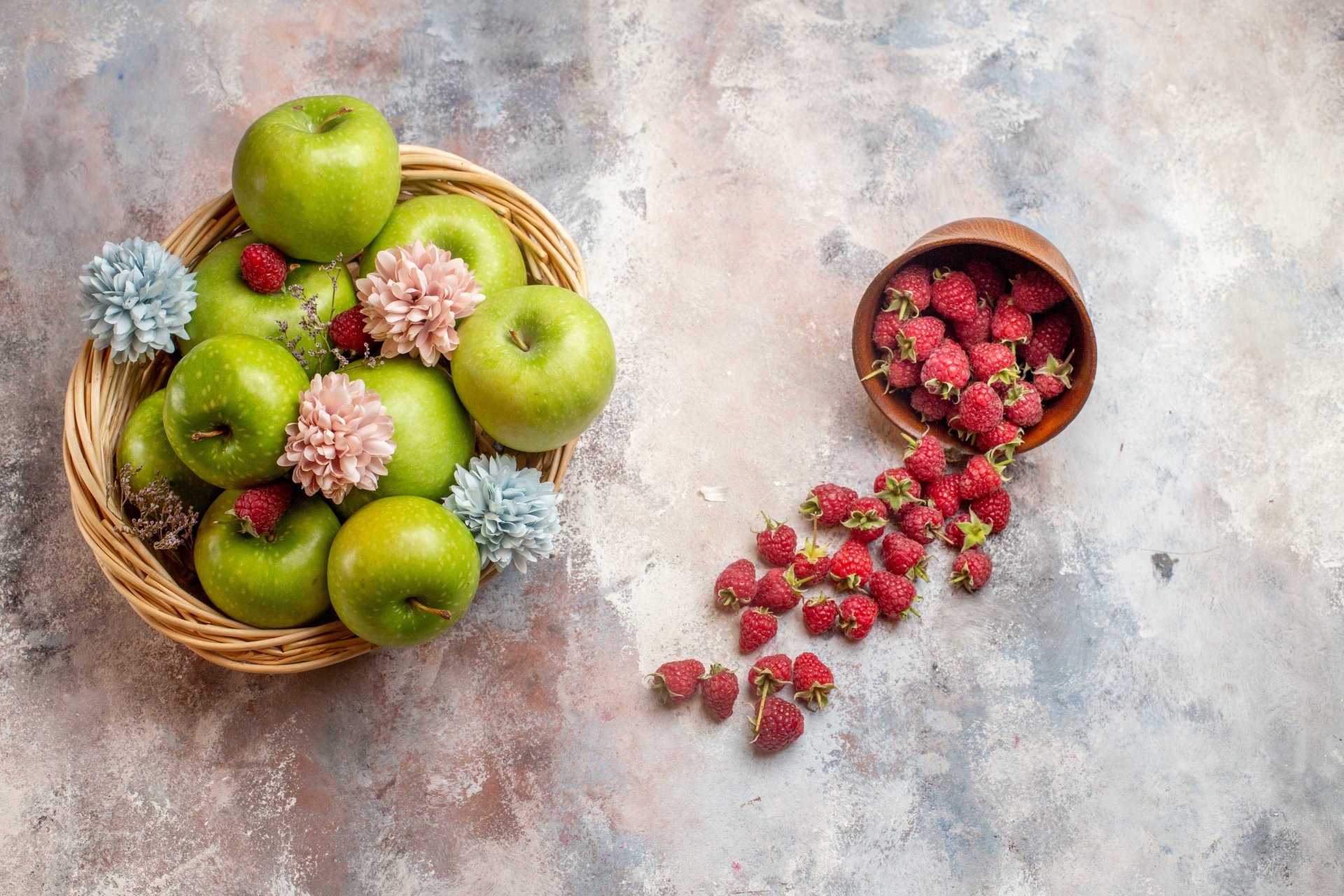 Download Apple Raspberry Food Fruit 4k Ultra HD Wallpaper
