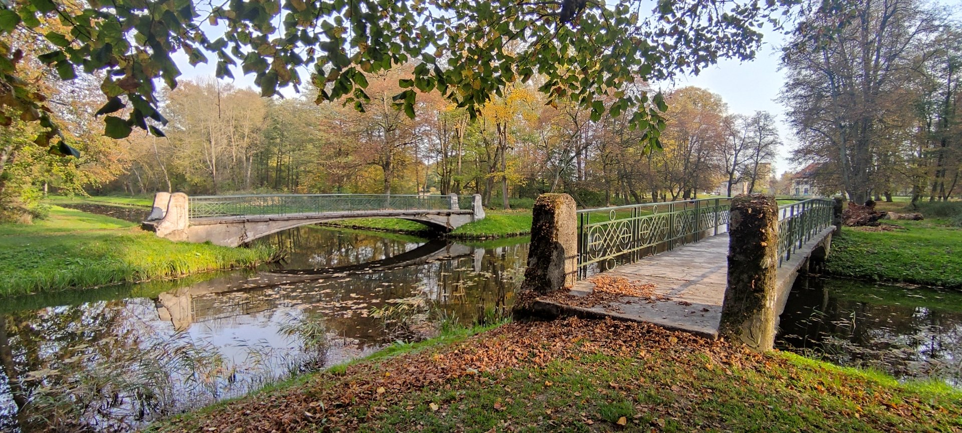 Two Bridges by Meldessie