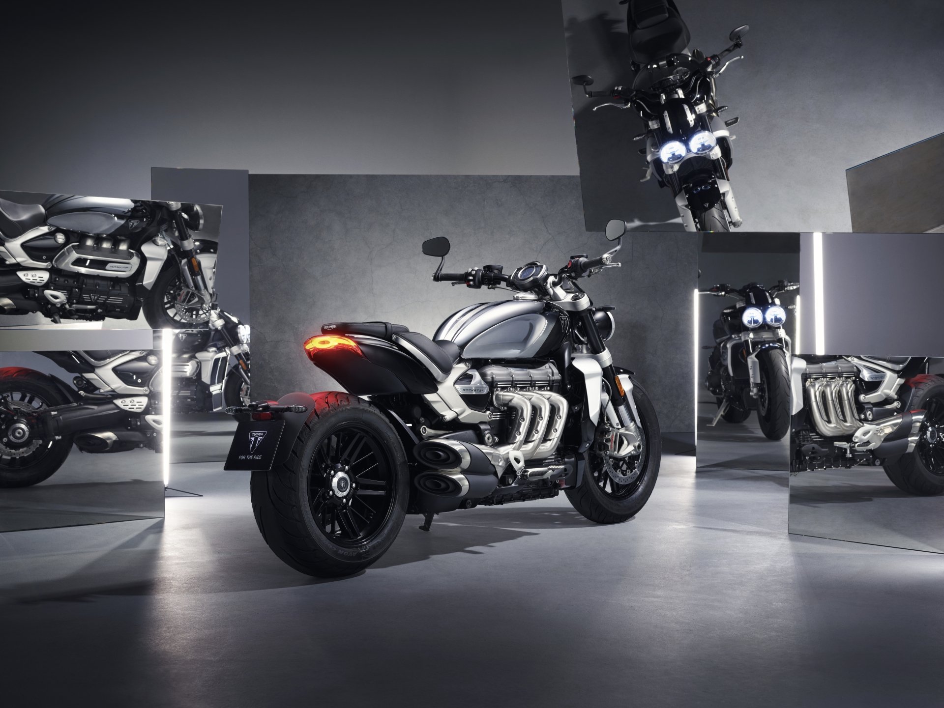 Triumph Rocket III Chrome Edition HD Wallpaper