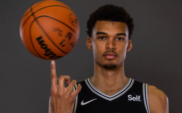 Victor Wembanyama Wallpapers