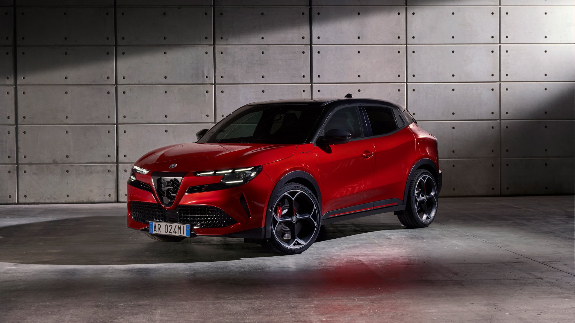 Alfa Romeo Milano Veloce Elegance