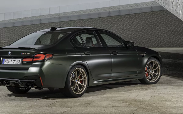 BMW M5 CS in 4K Ultra HD – Dynamic Power Unleashed