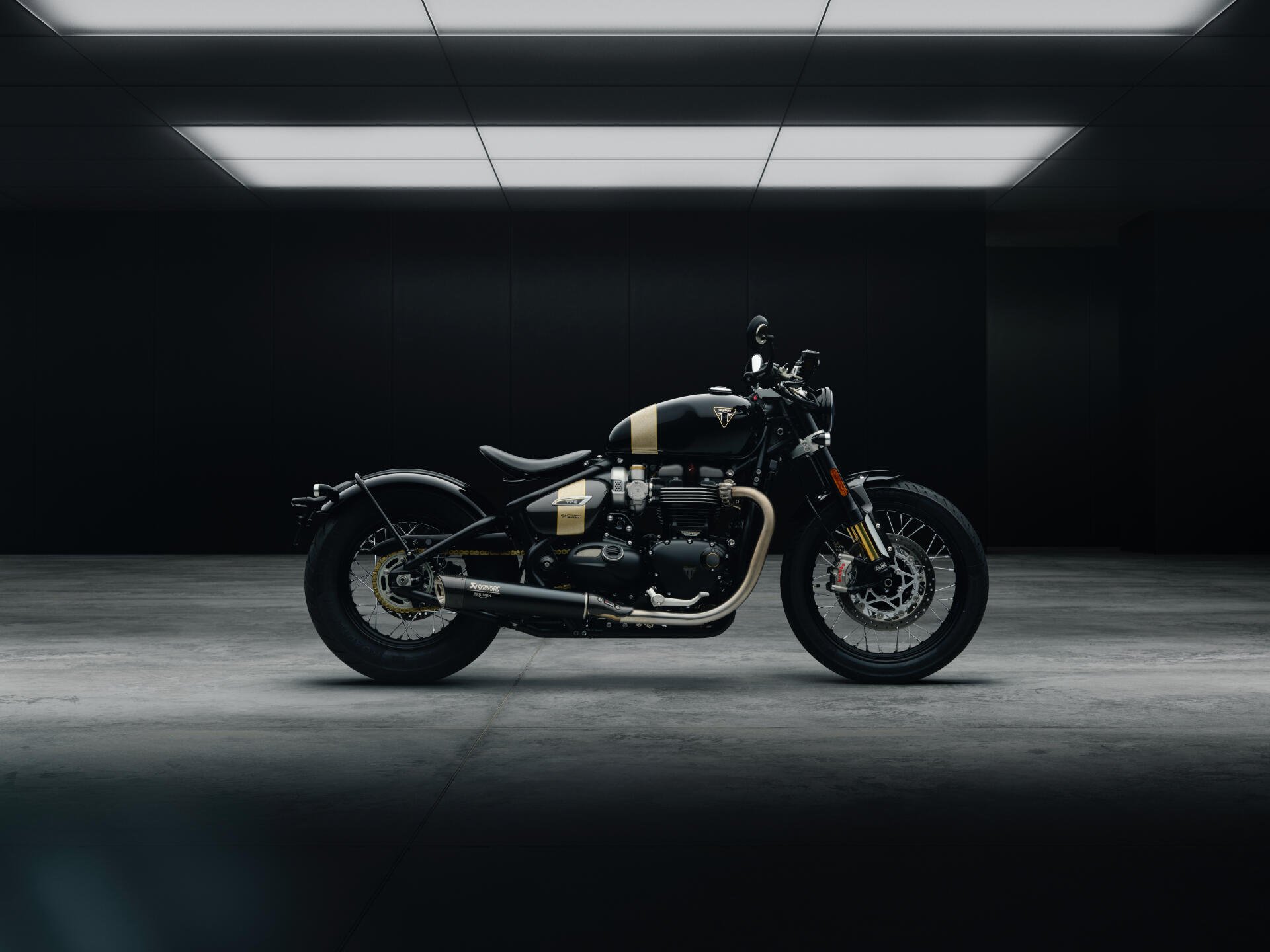 Triumph Bonneville Bobber TFC - 4K Ultra HD Wallpaper