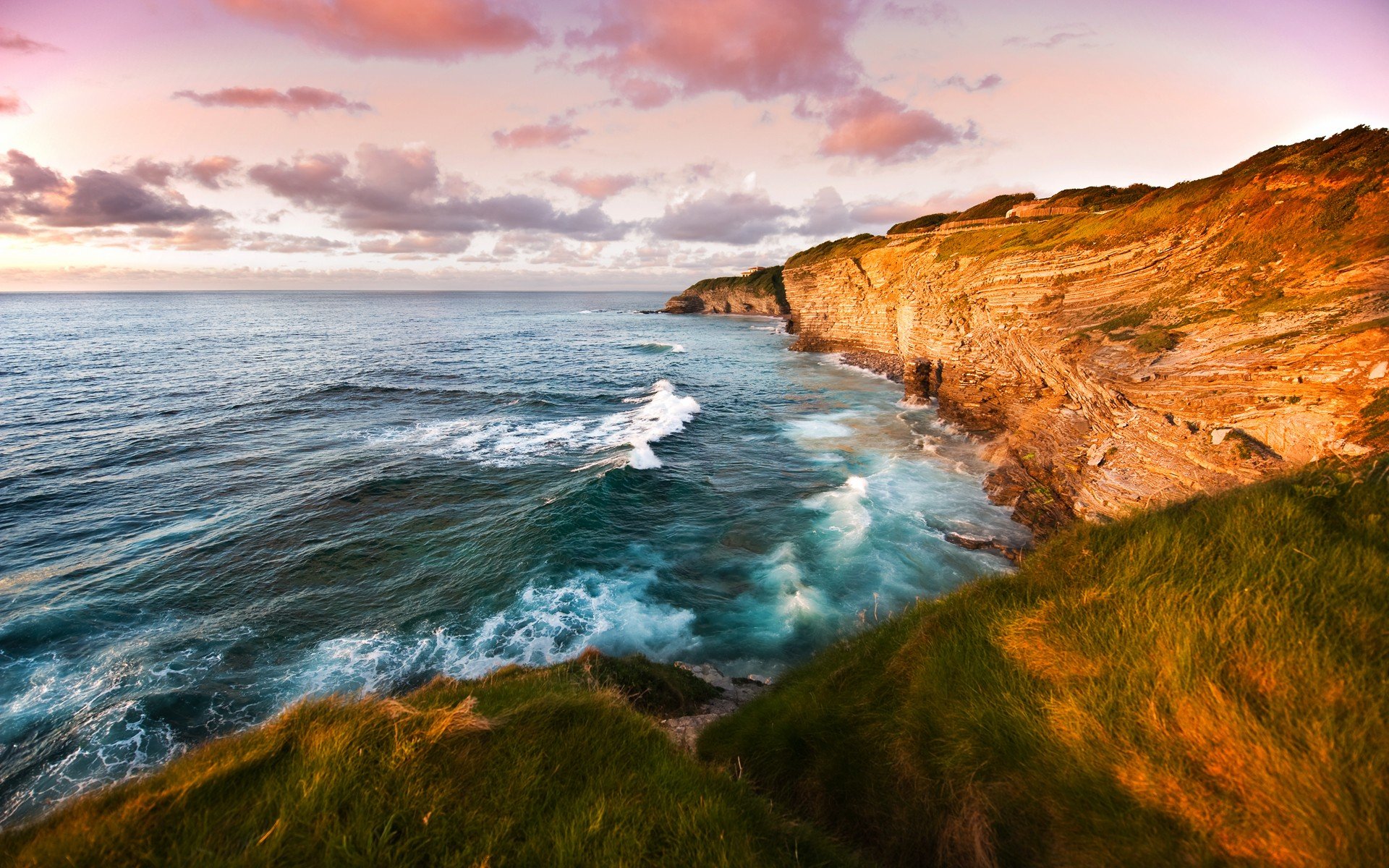Majestic Ocean Waves Crashing Along A Scenic Coastal Cliff HD Nature