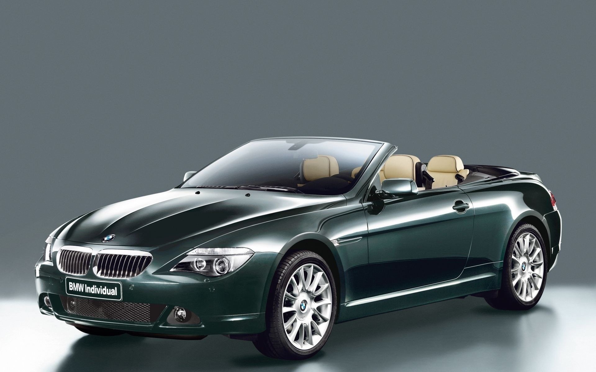 BMW Convertible Elegance – Stunning HD Vehicle Wallpaper
