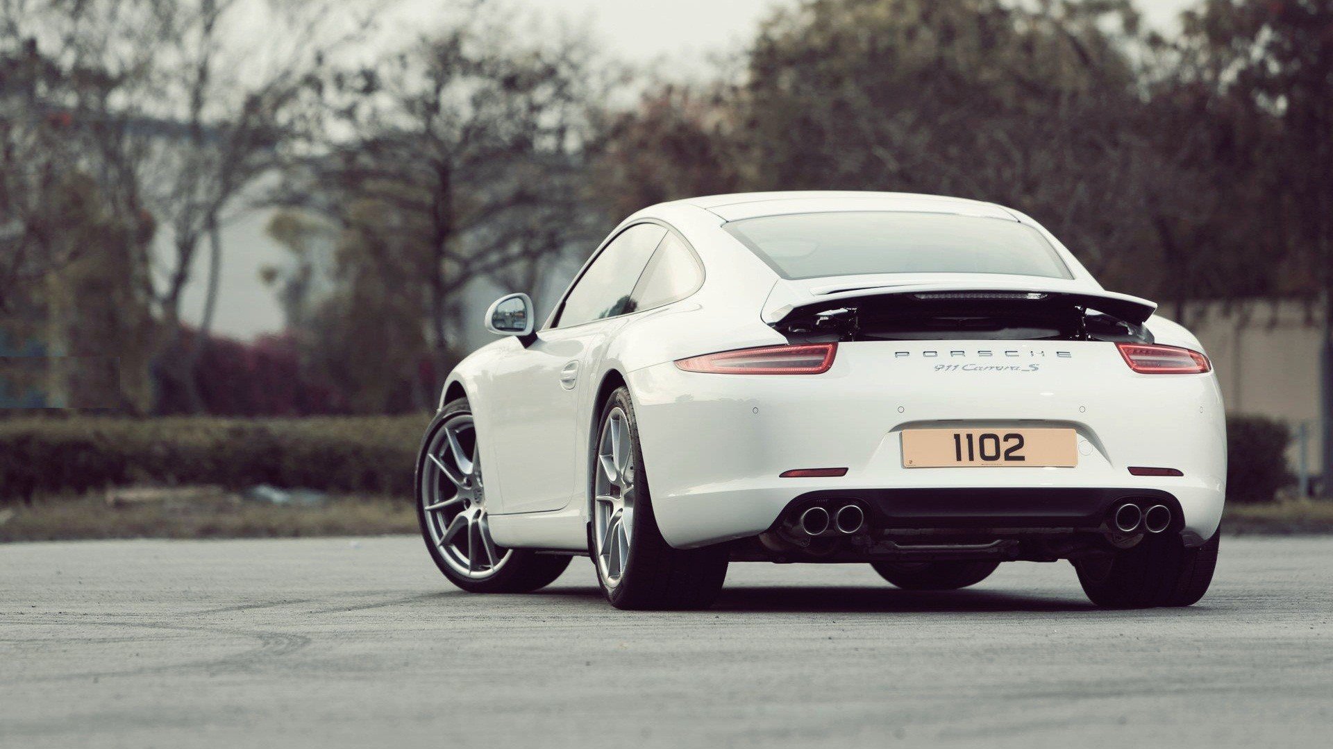 Download Vehicle Porsche HD Wallpaper