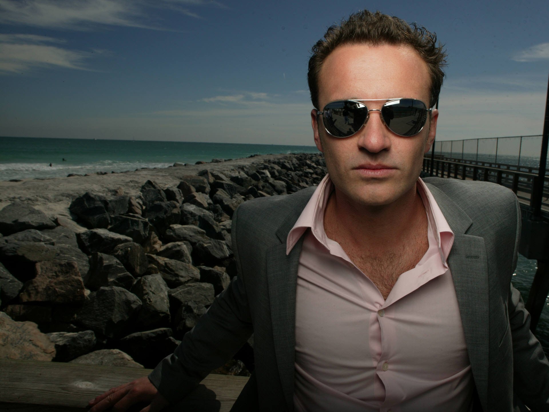 Download Celebrity Julian Mcmahon HD Wallpaper