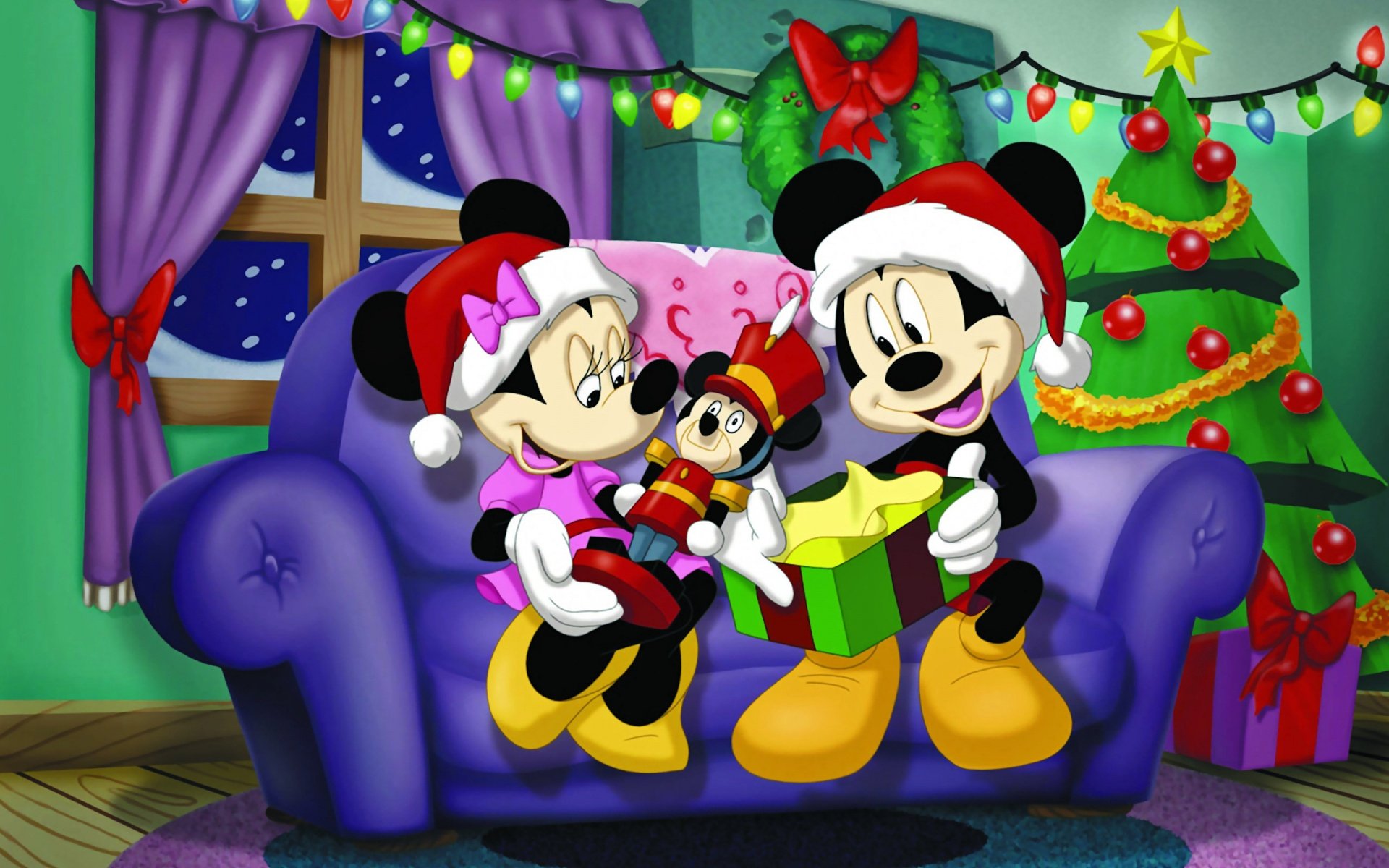 Magical Disney Holiday Moments: Mickey & Minnie Celebrate in HD