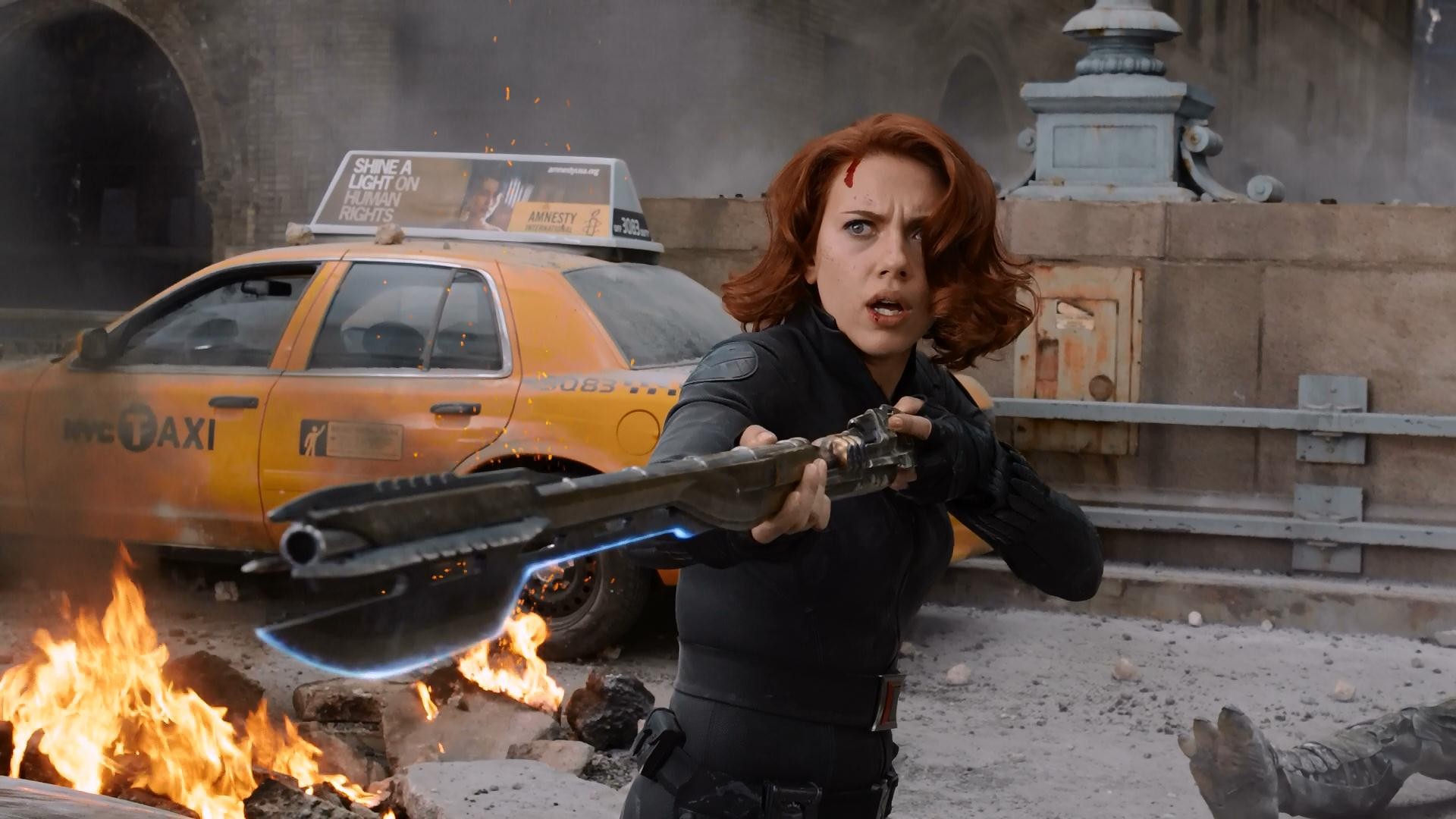 Black Widow HD Wallpaper: Scarlett Johansson in Avengers Action