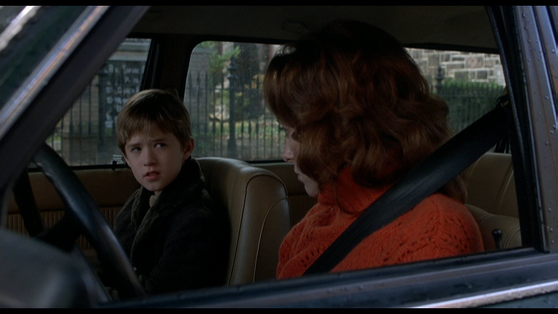 Download Haley Joel Osment Movie The Sixth Sense HD Wallpaper