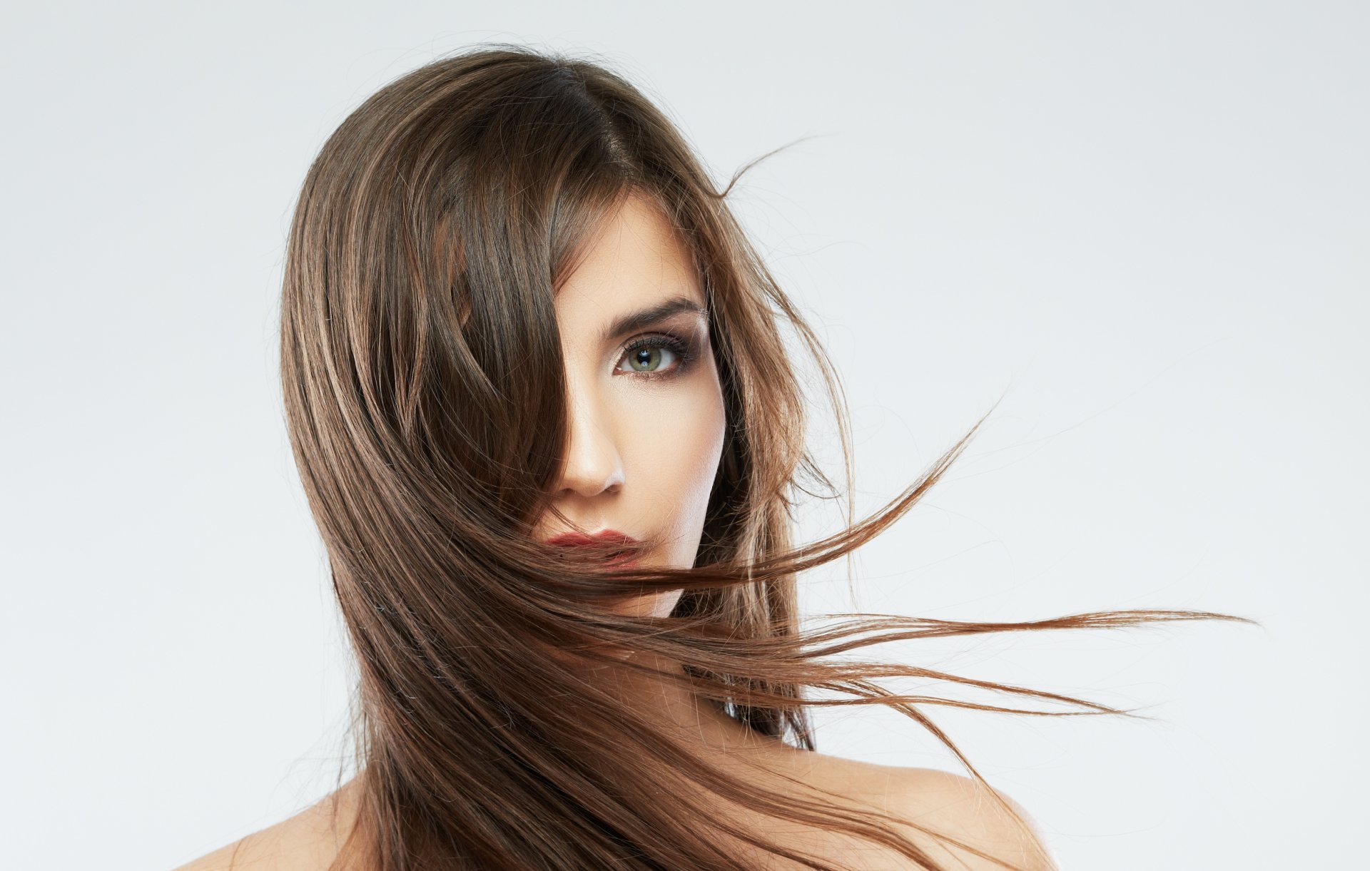 4K Ultra HD Portrait of a Woman’s Graceful Face