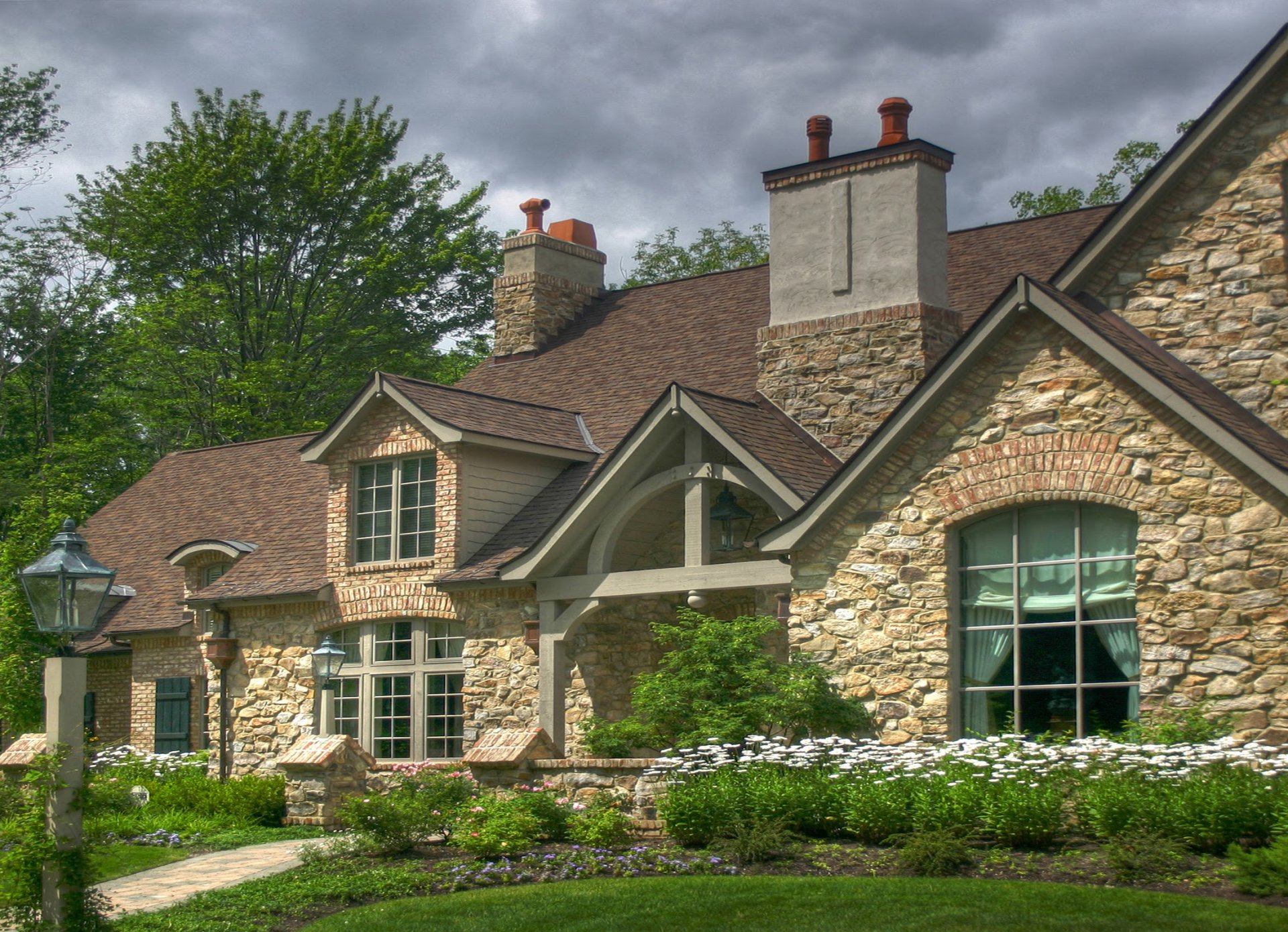 Download Man Made House HD Wallpaper