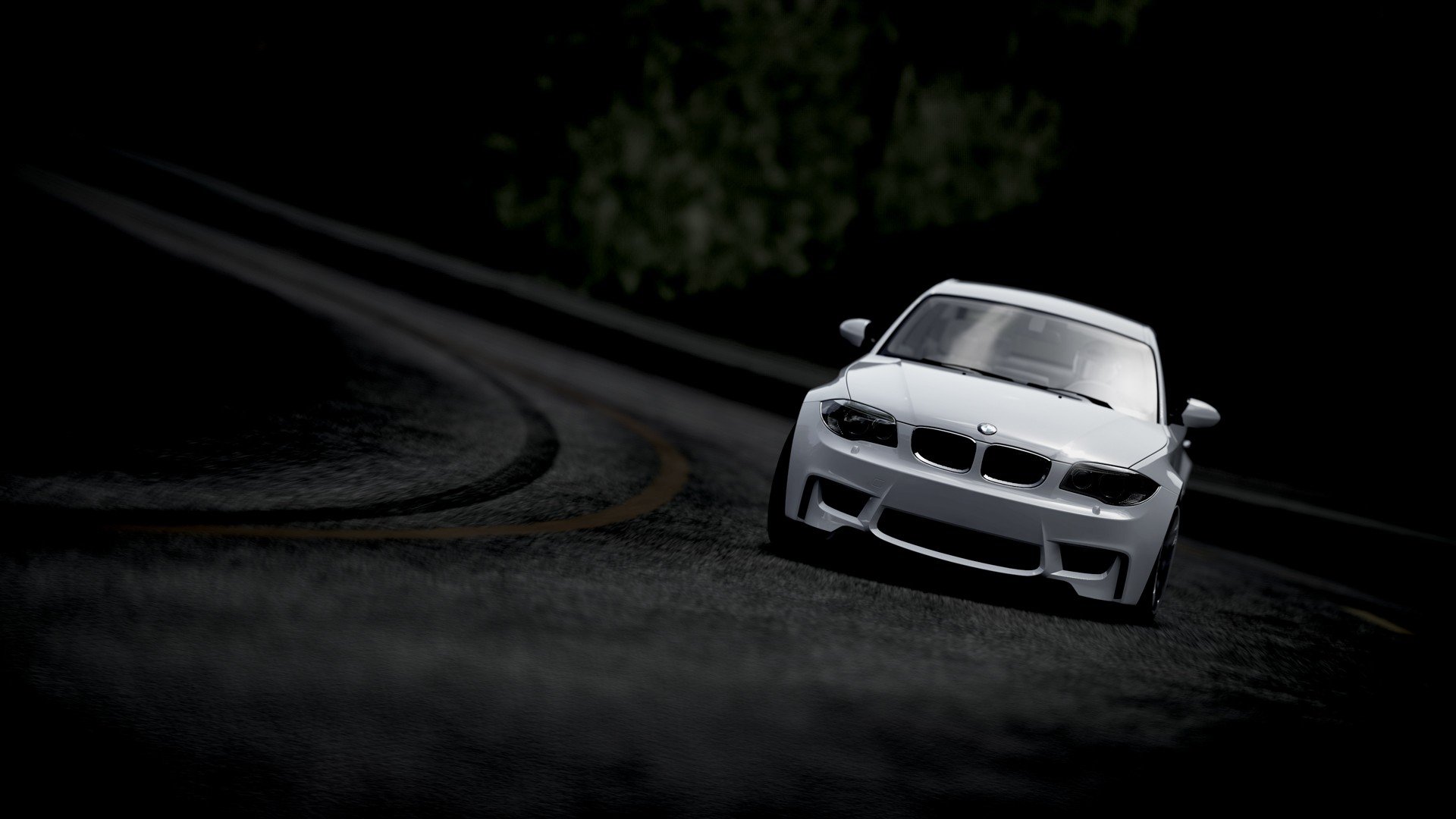 BMW Precision: HD Wallpaper of a Dynamic Drive