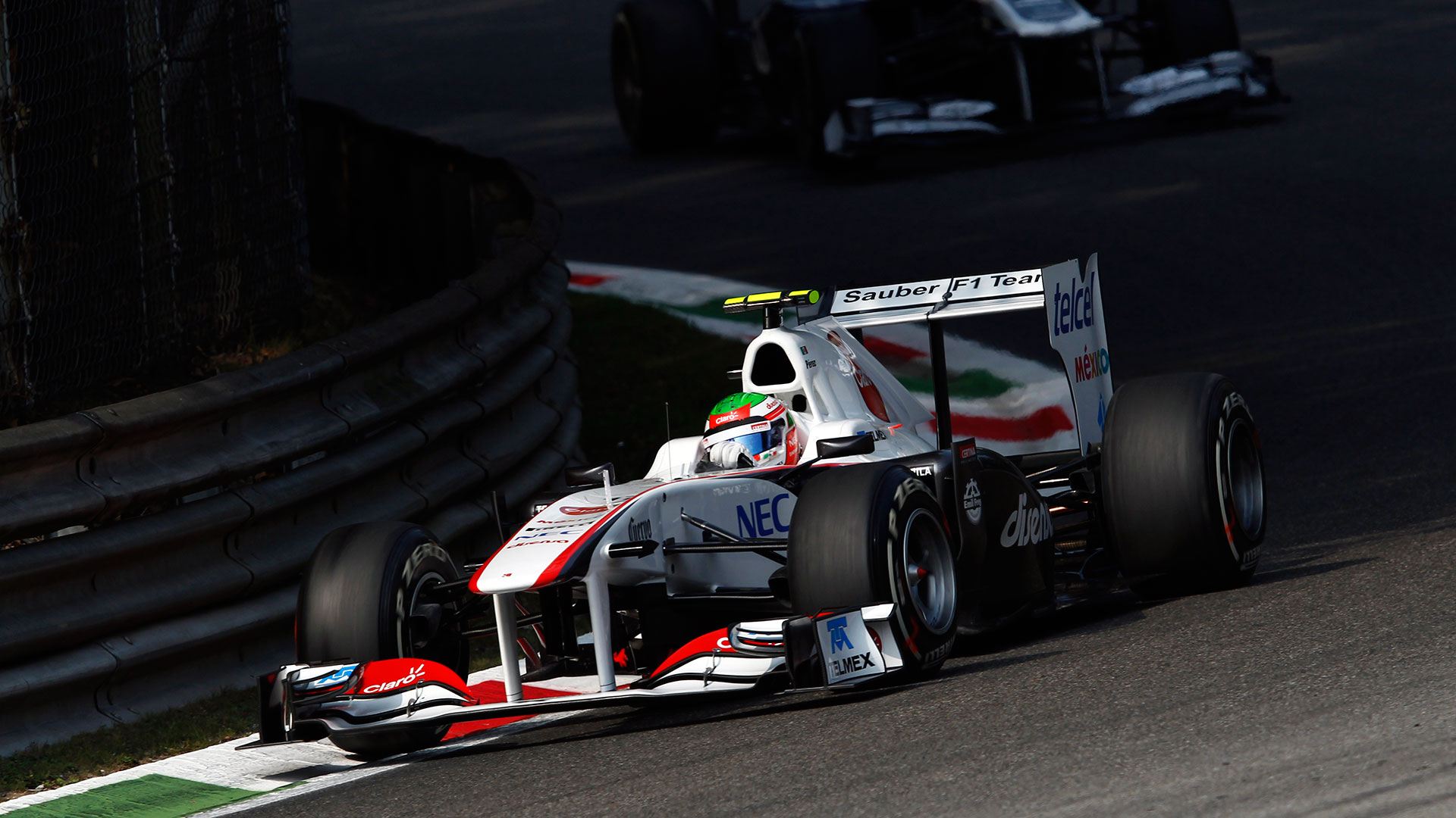 Download F1 Sports HD Wallpaper