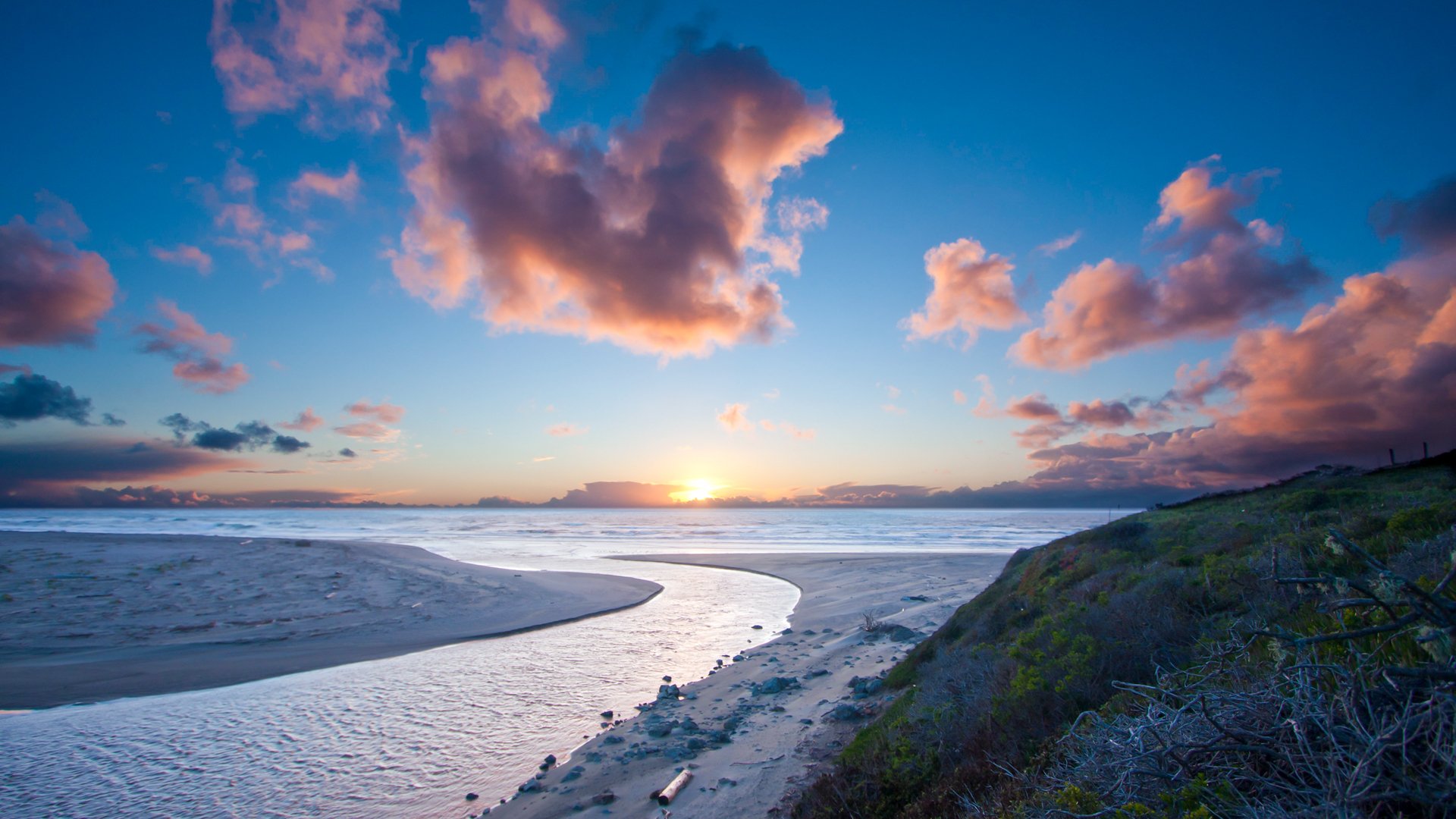 Download Nature Beach HD Wallpaper