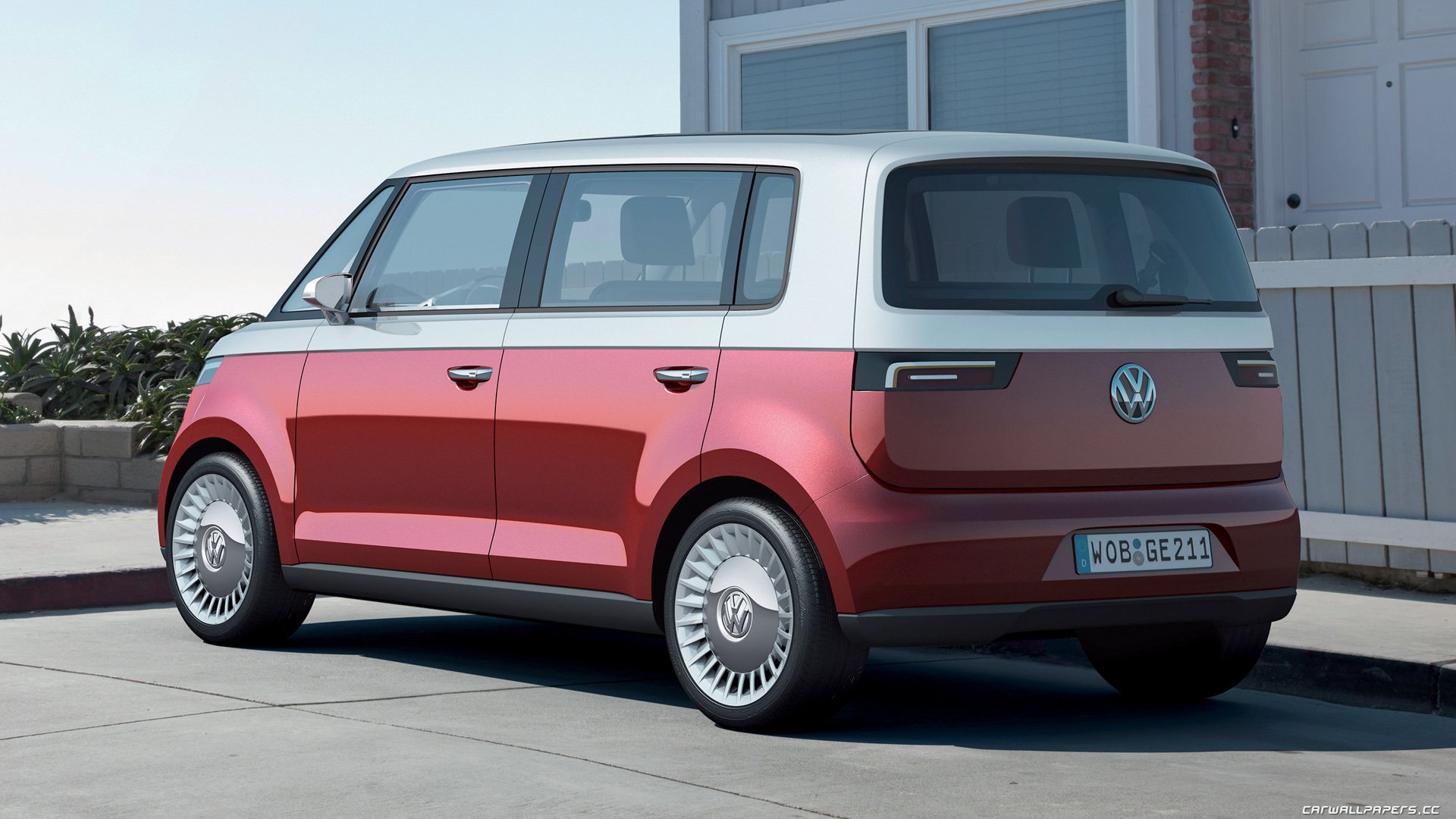 2011 Volkswagen Bulli — HD Retro Van Wallpaper