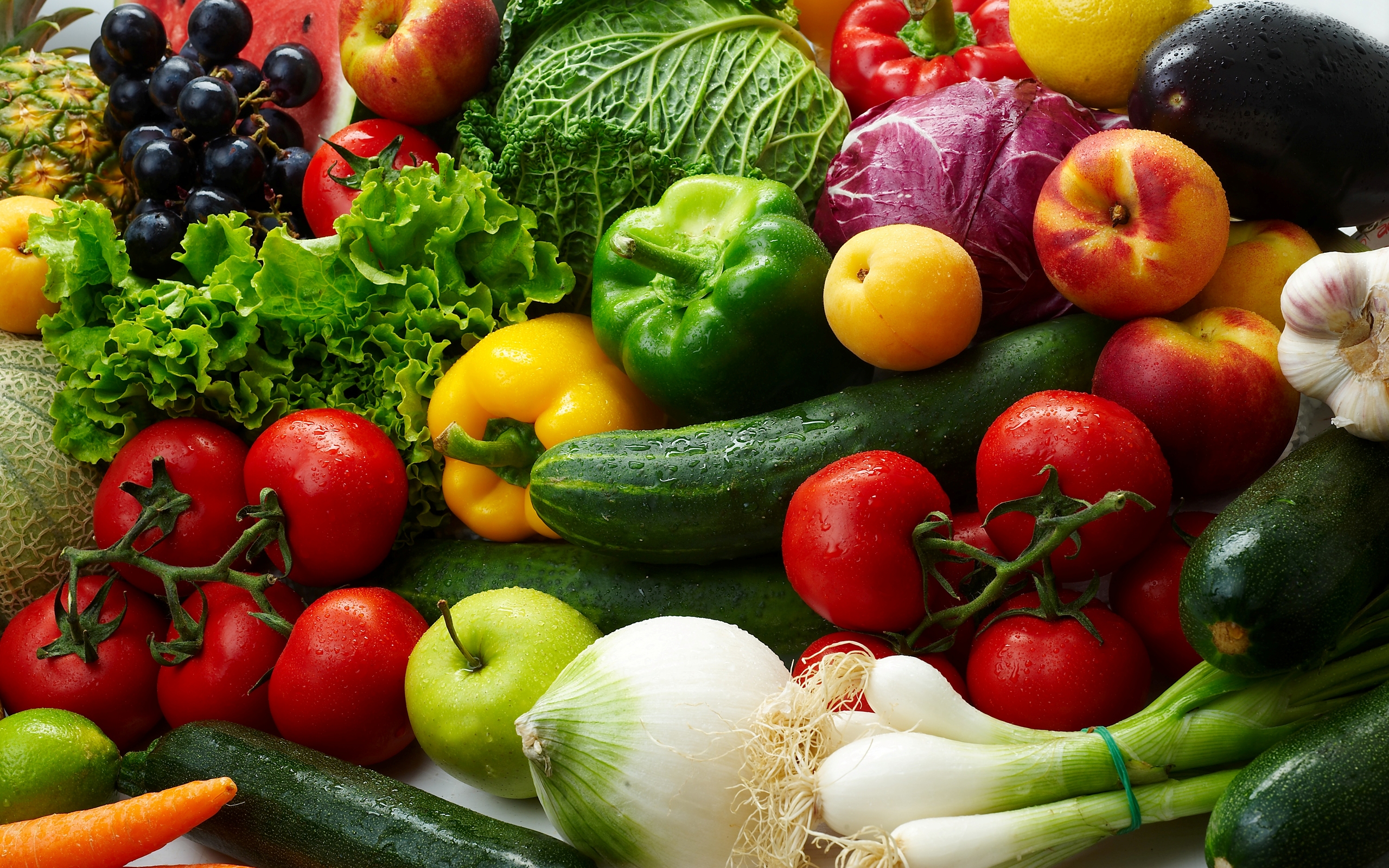 Vibrant Fresh Vegetables HD Wallpaper – Nature’s Colorful Harvest