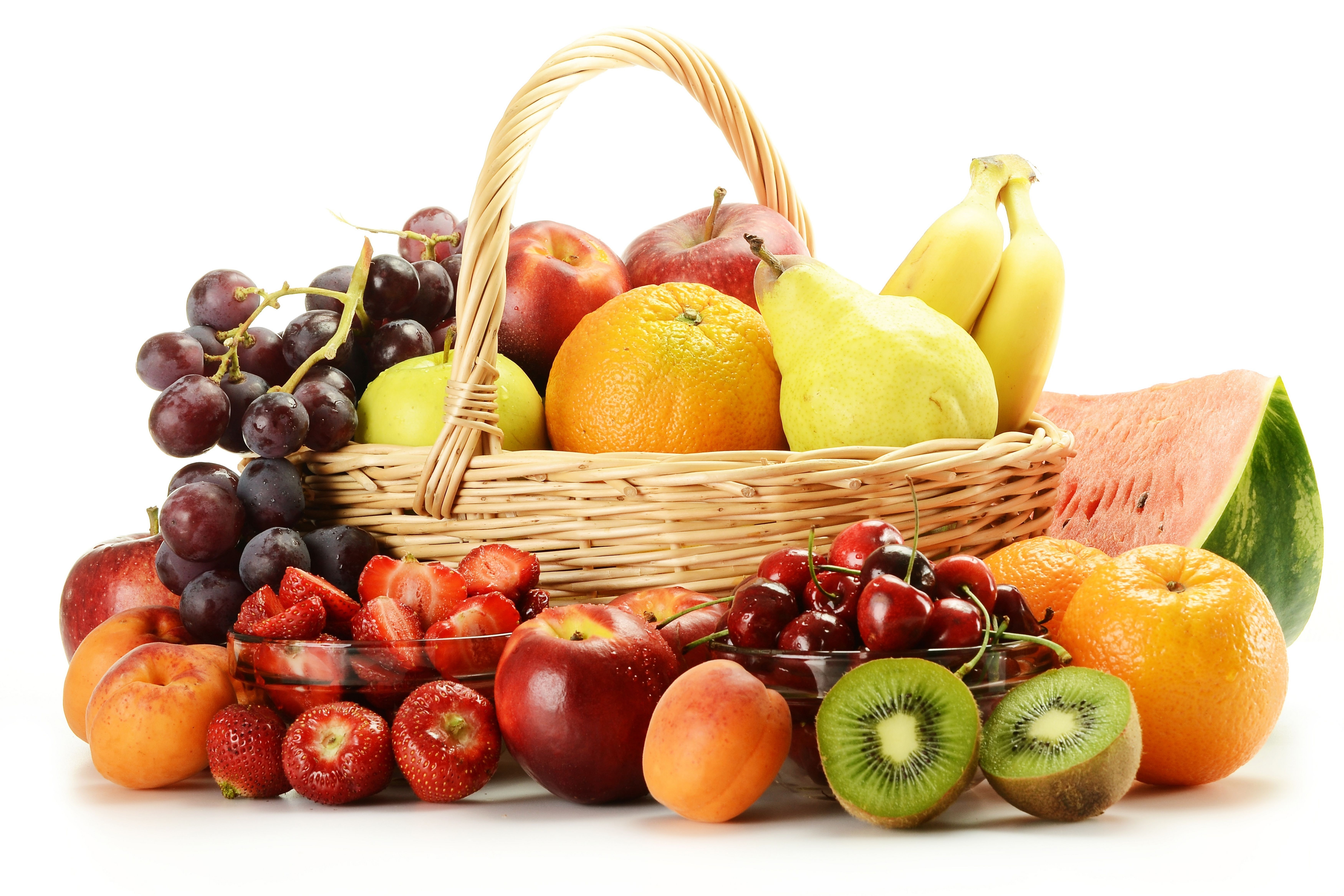 4K Ultra HD Fresh Fruit Feast: Colorful Basket of Nature’s Best