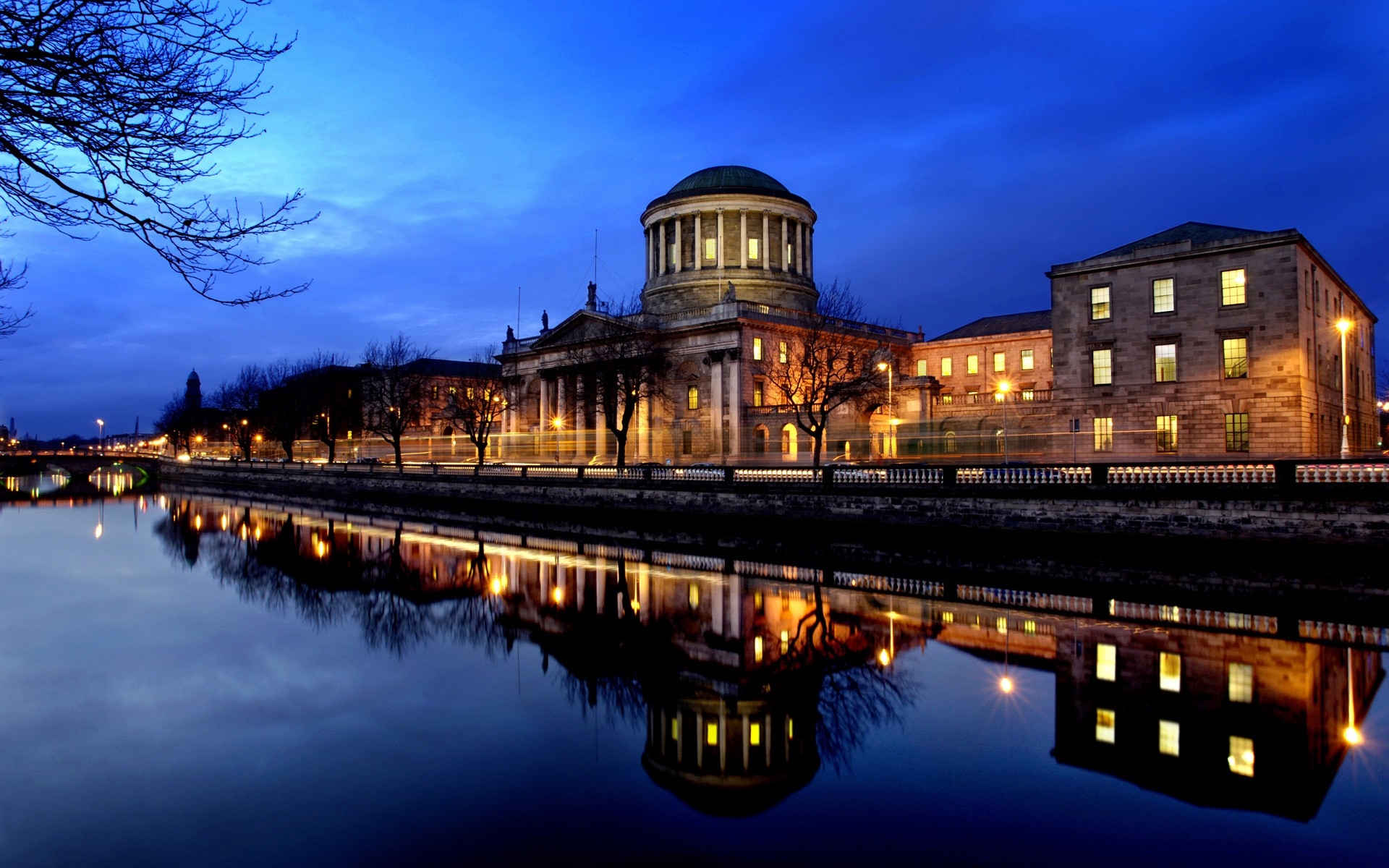 Four Courts HD Wallpaper