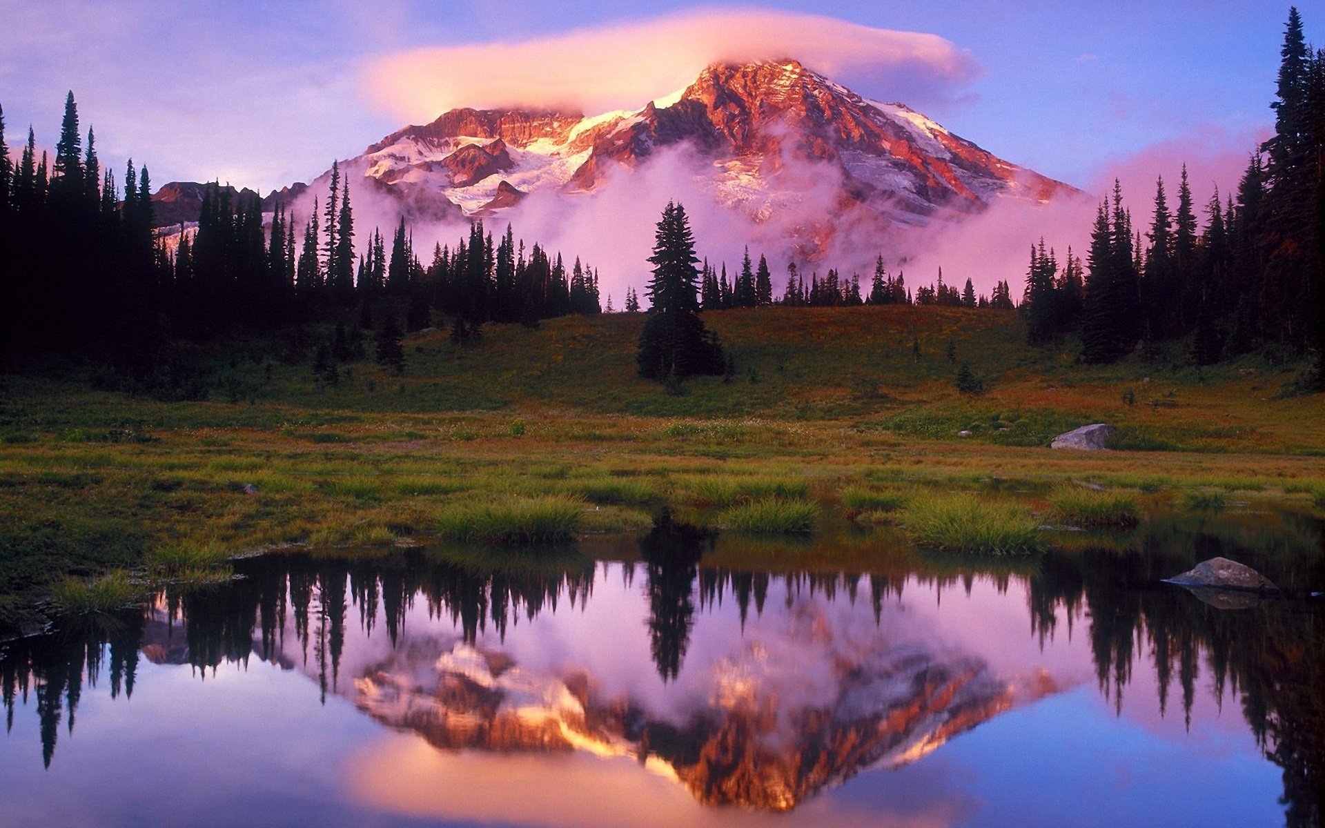 Serene Reflections: A Stunning Nature HD Wallpaper