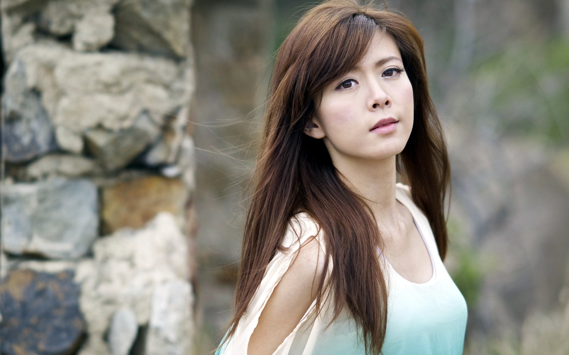 Asian Woman in Nature - HD Wallpaper