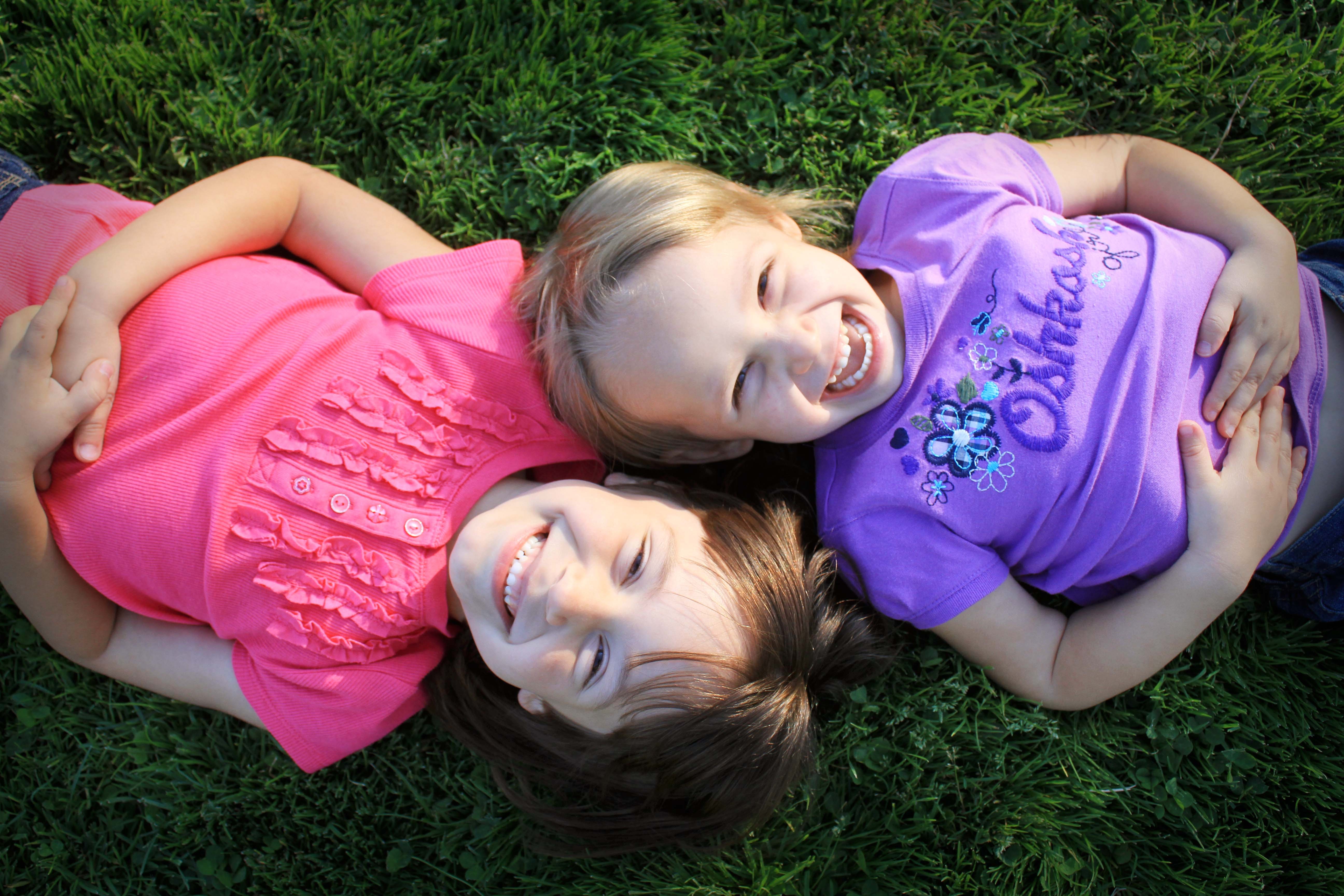 Joyful Moments: 4K Ultra HD Wallpaper of Happy Children