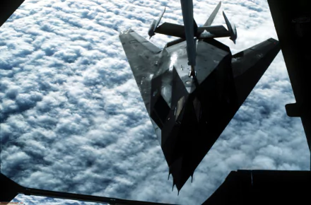 Lockheed F-117 Nighthawk - Desktop Wallpapers, Phone Wallpaper, PFP ...