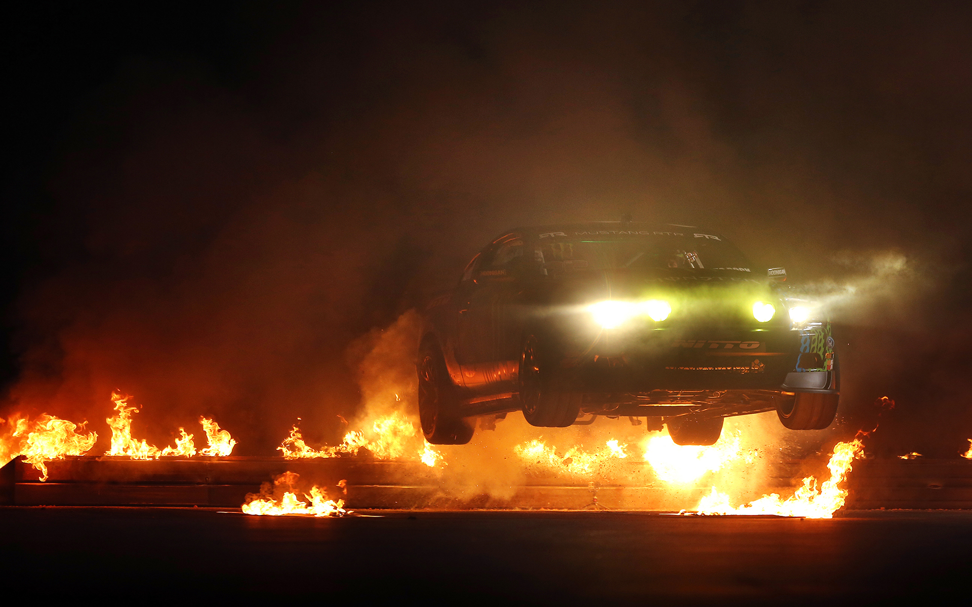 Download Ford Fire Vehicle Ford Mustang HD Wallpaper